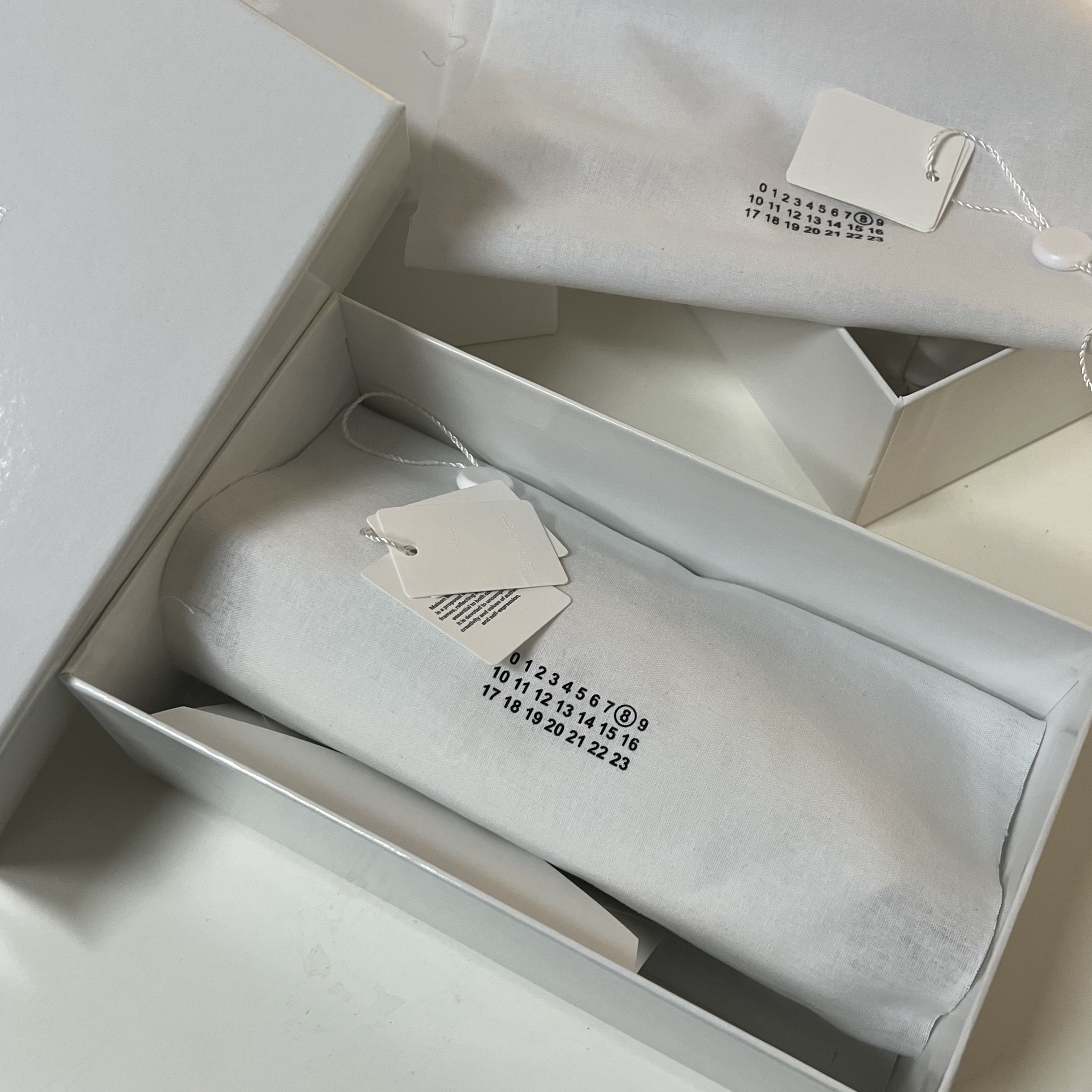 주보비 (@jbb2023) 님의 게시물 | KREAM