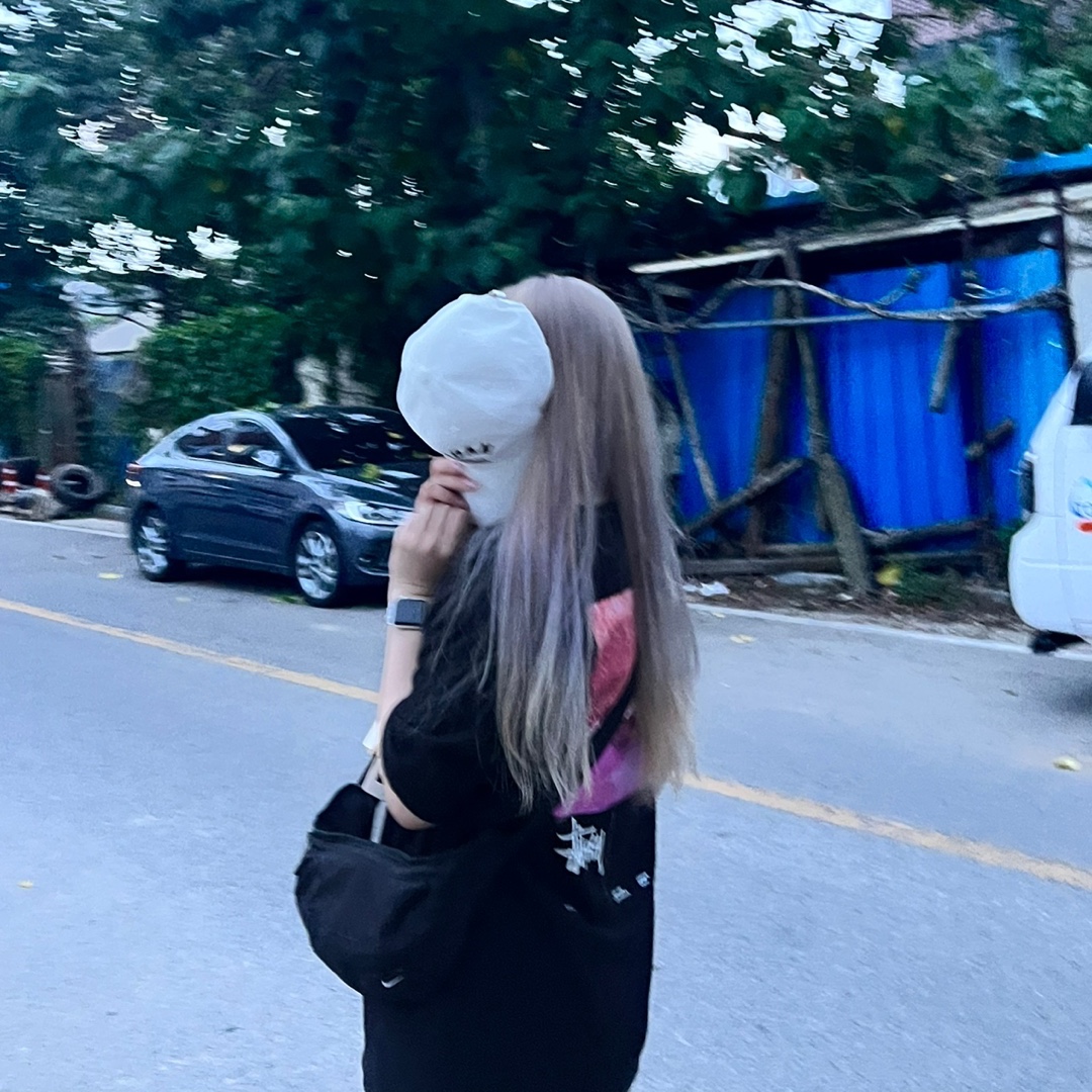 young2 (@000222) 님의 게시물 | KREAM