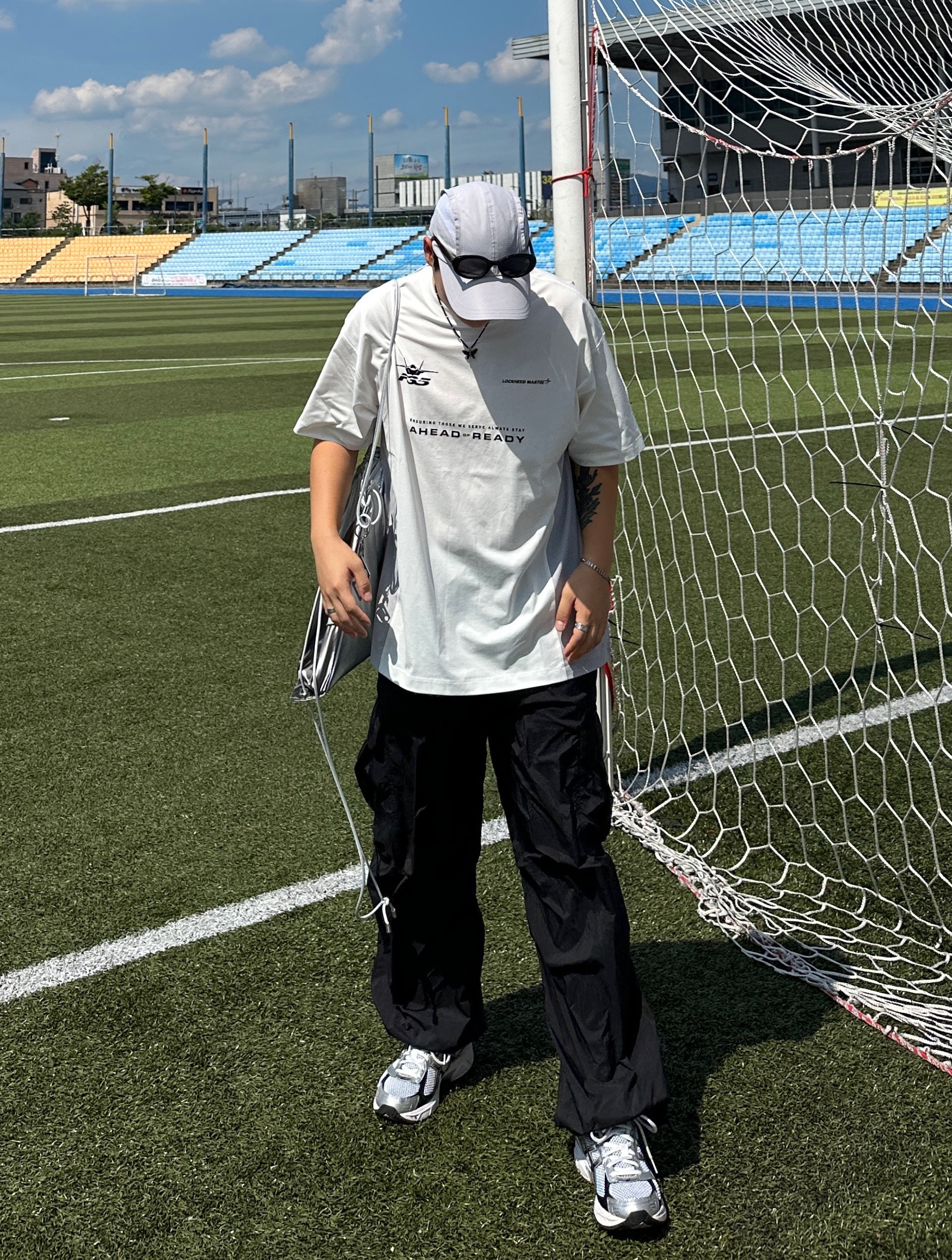 권영후 (@0_hxx_) 님의 게시물 | KREAM