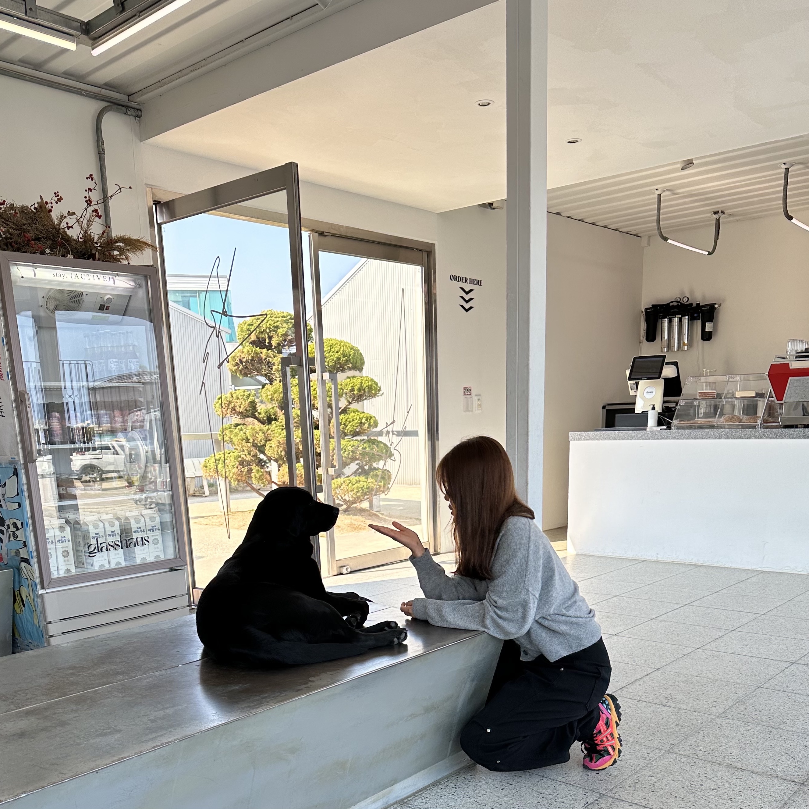 윰 (@yoom_) 님의 게시물 | KREAM