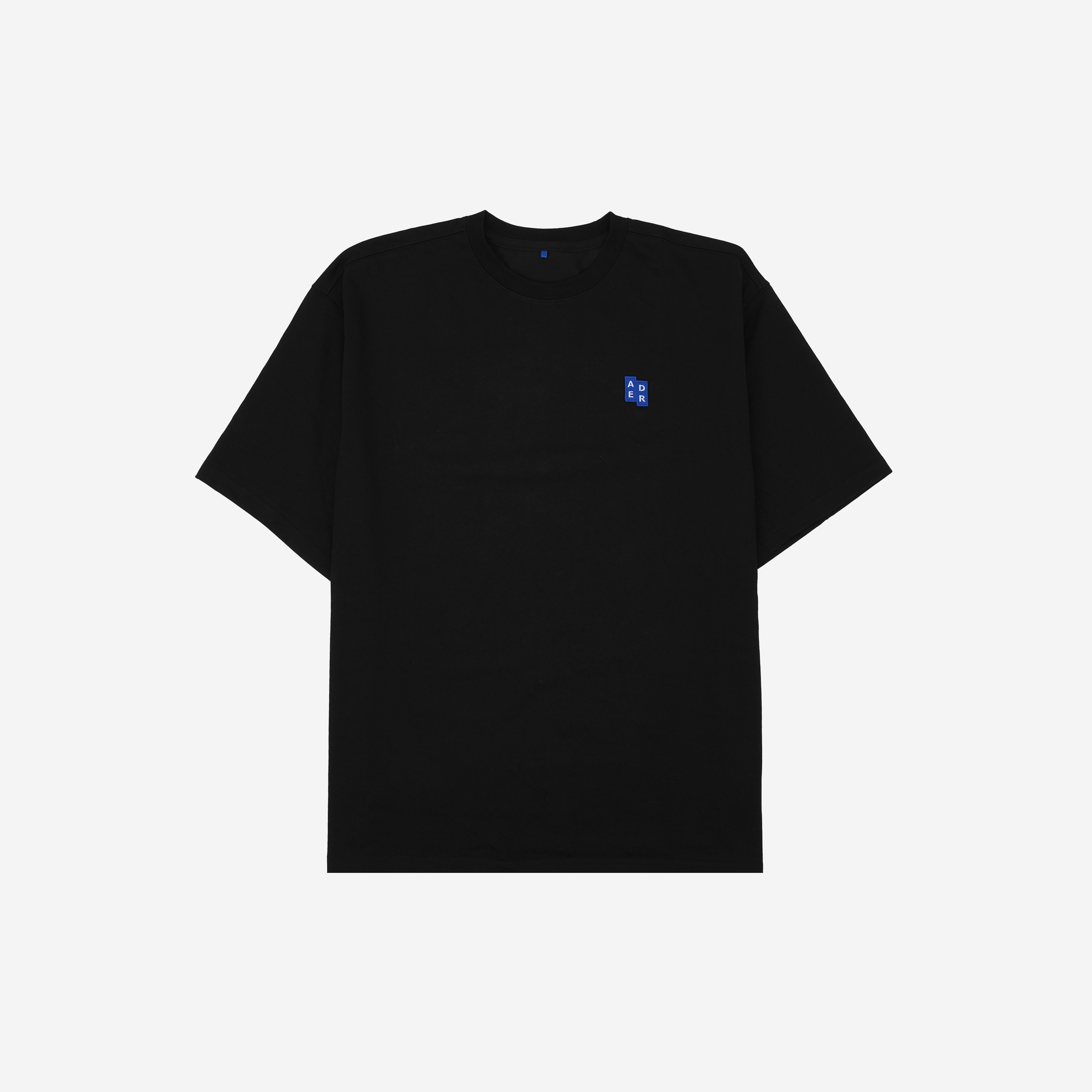 아더에러 시그니피컨트 TRS 태그 티셔츠 01 느와르 | KREAM