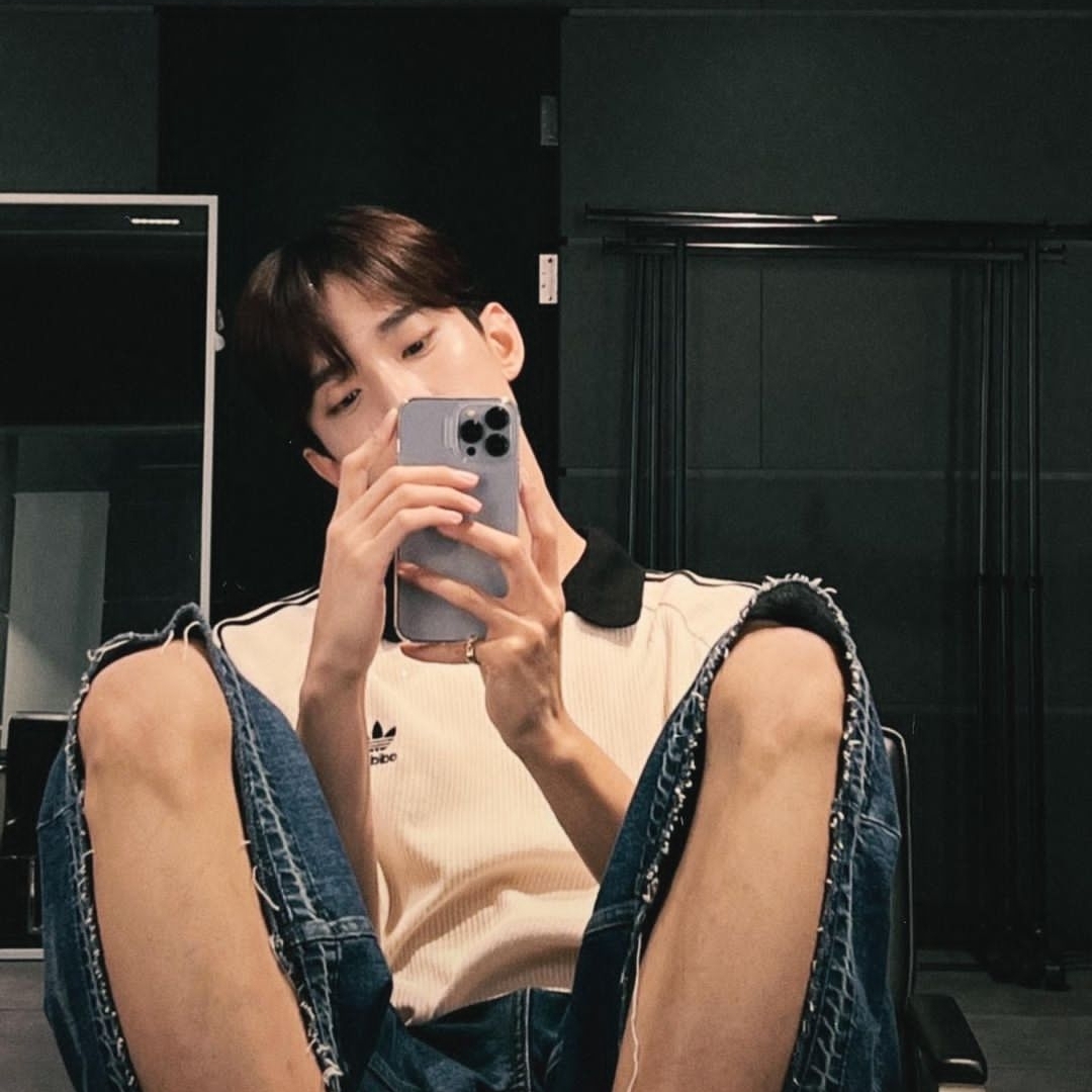 쇼핑 계획 짜는 사람 (@eyeshoppin) 님의 게시물 | KREAM