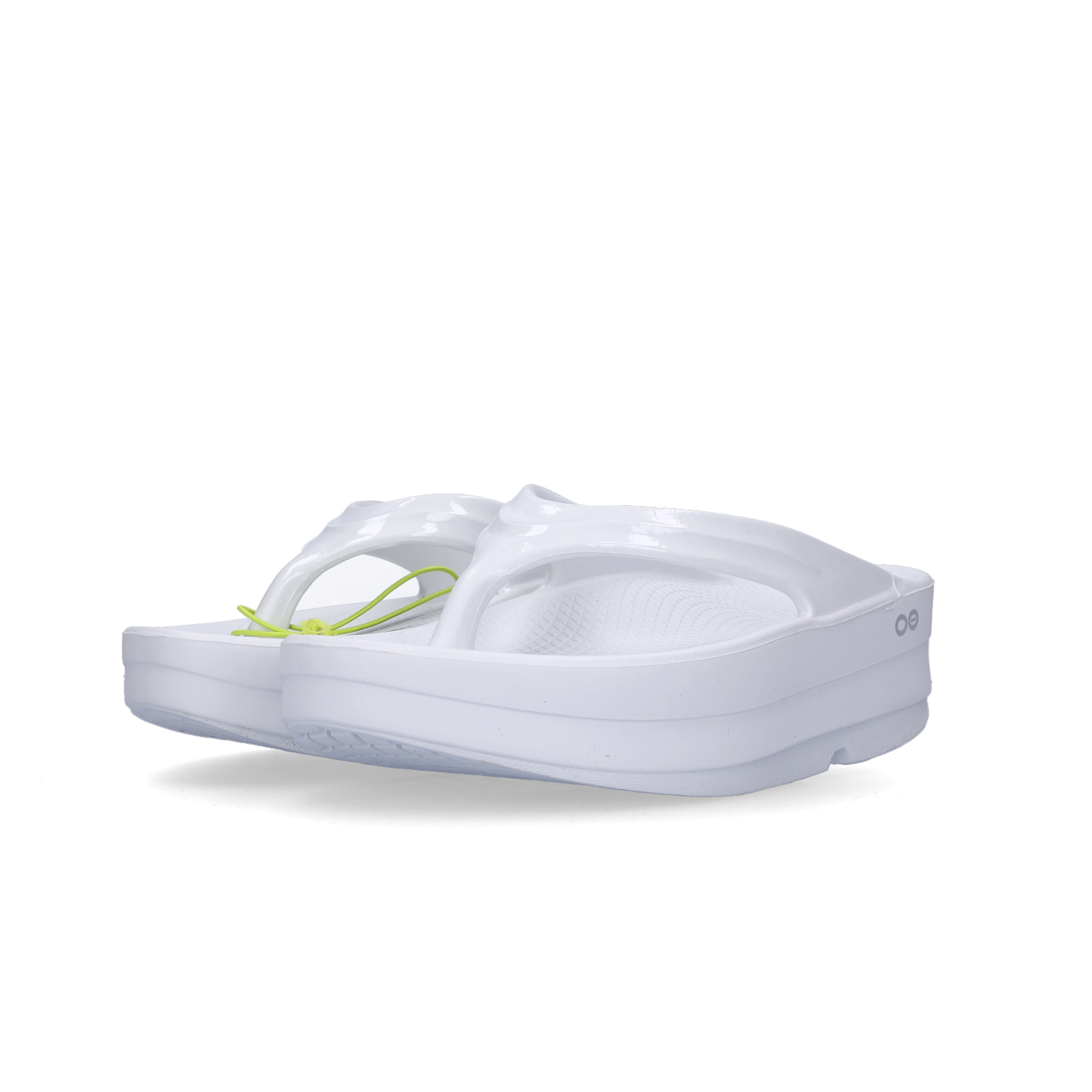 (W) 우포스 울랄라 오메가 화이트 | KREAM