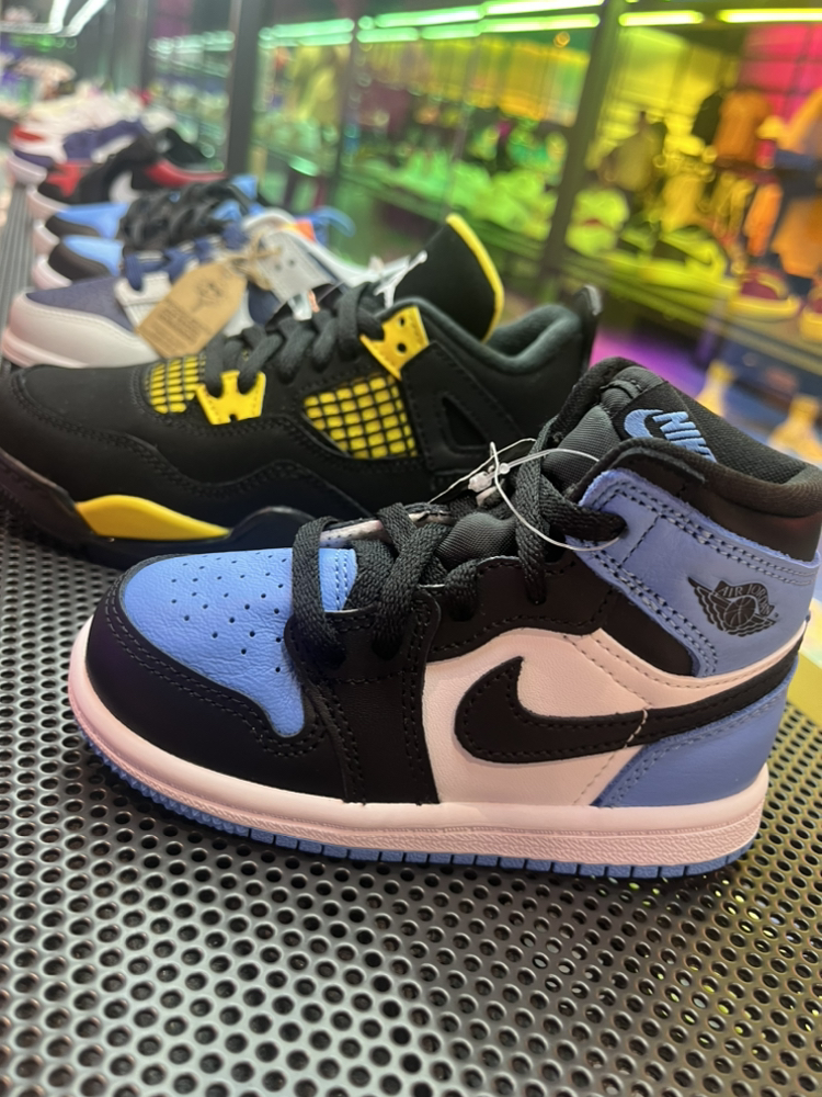 bos0809 (@seo_yoon_daddy) 님의 게시물 | KREAM