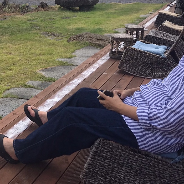 cool_jr (@barney_stinson) 님의 게시물 | KREAM