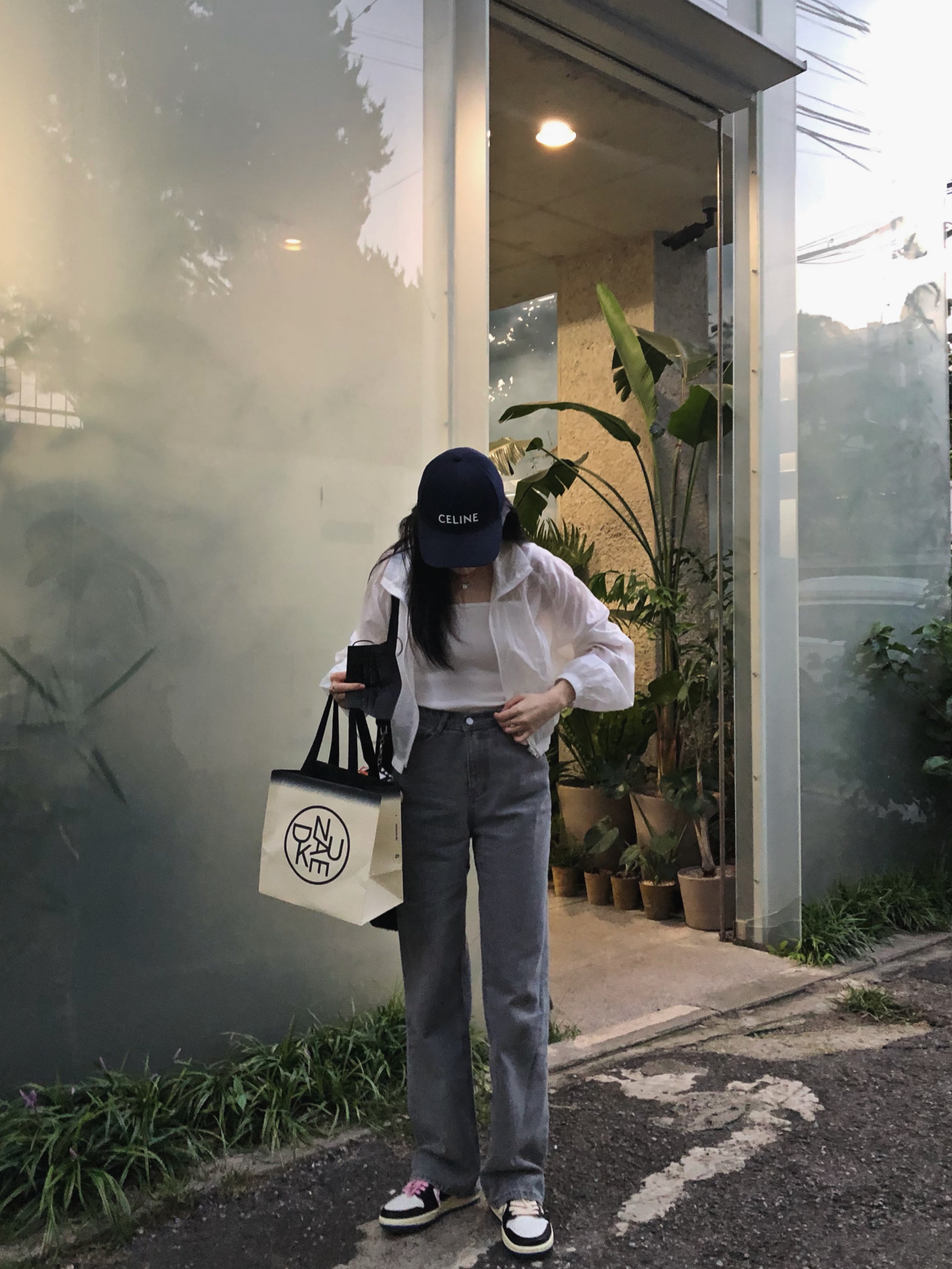 🤫 (@lalaloo) 님의 게시물 | KREAM