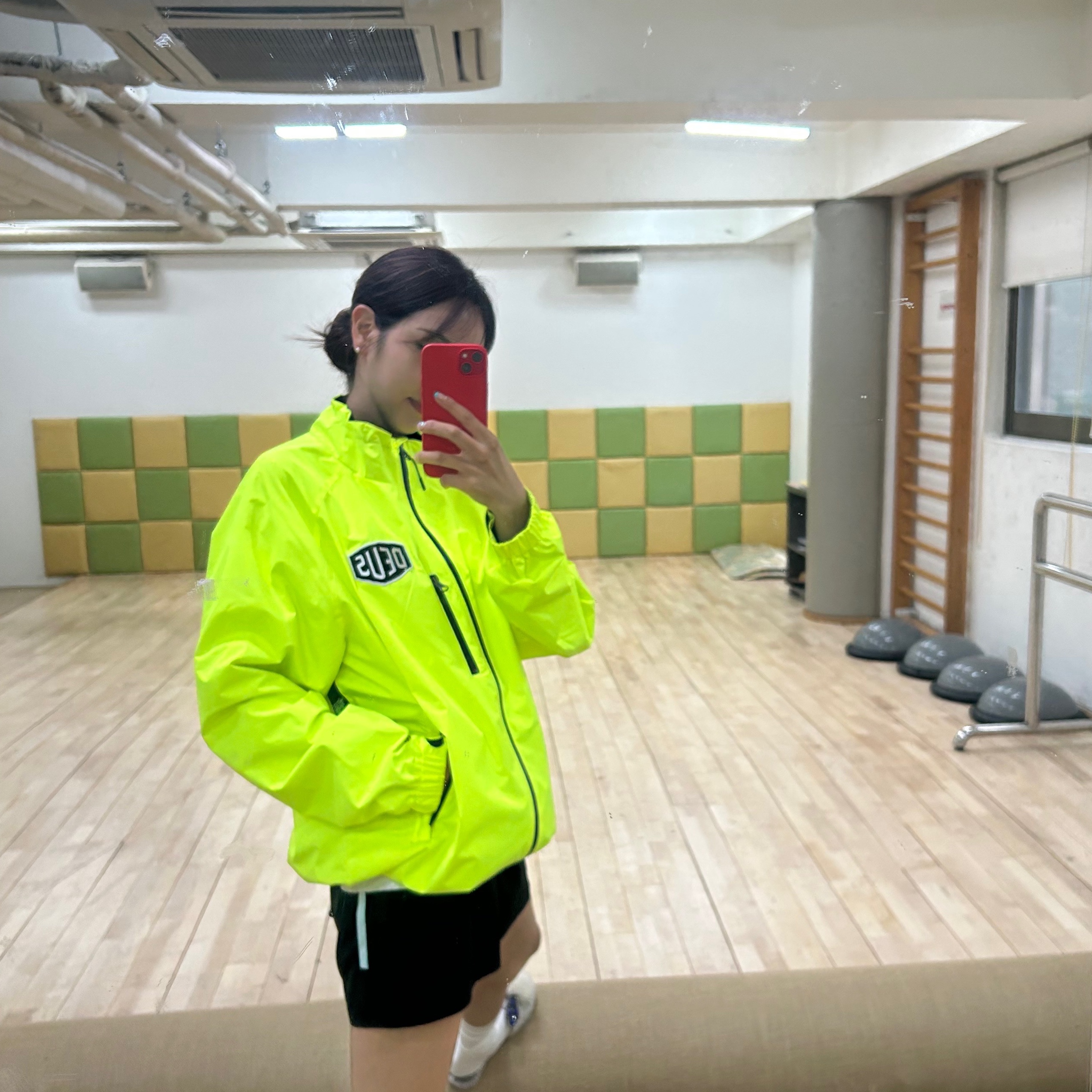 인스타@oyo_seou... (@su_k_) 님의 게시물 | KREAM