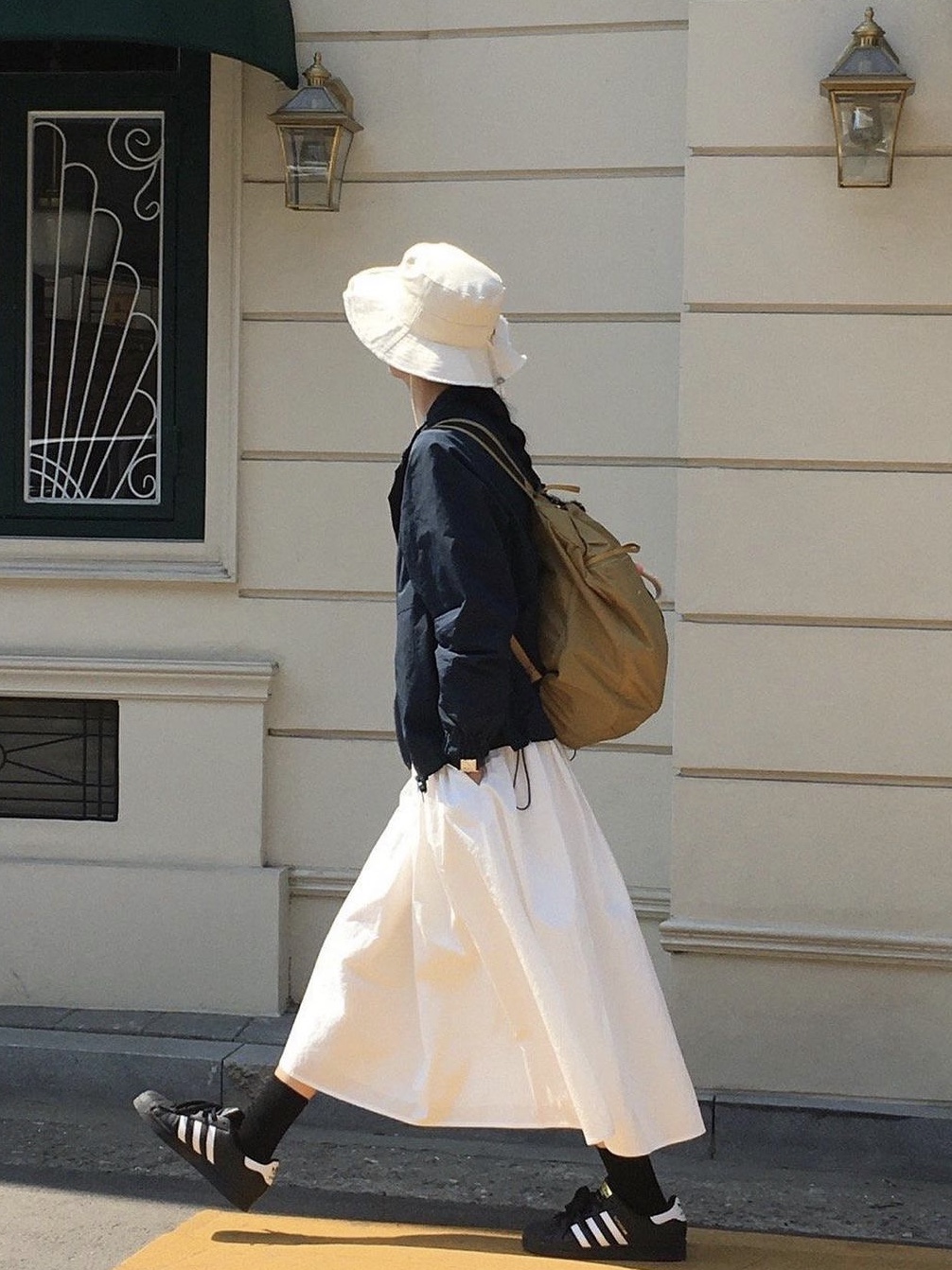 무무 (@kimmumu) 님의 게시물 | KREAM