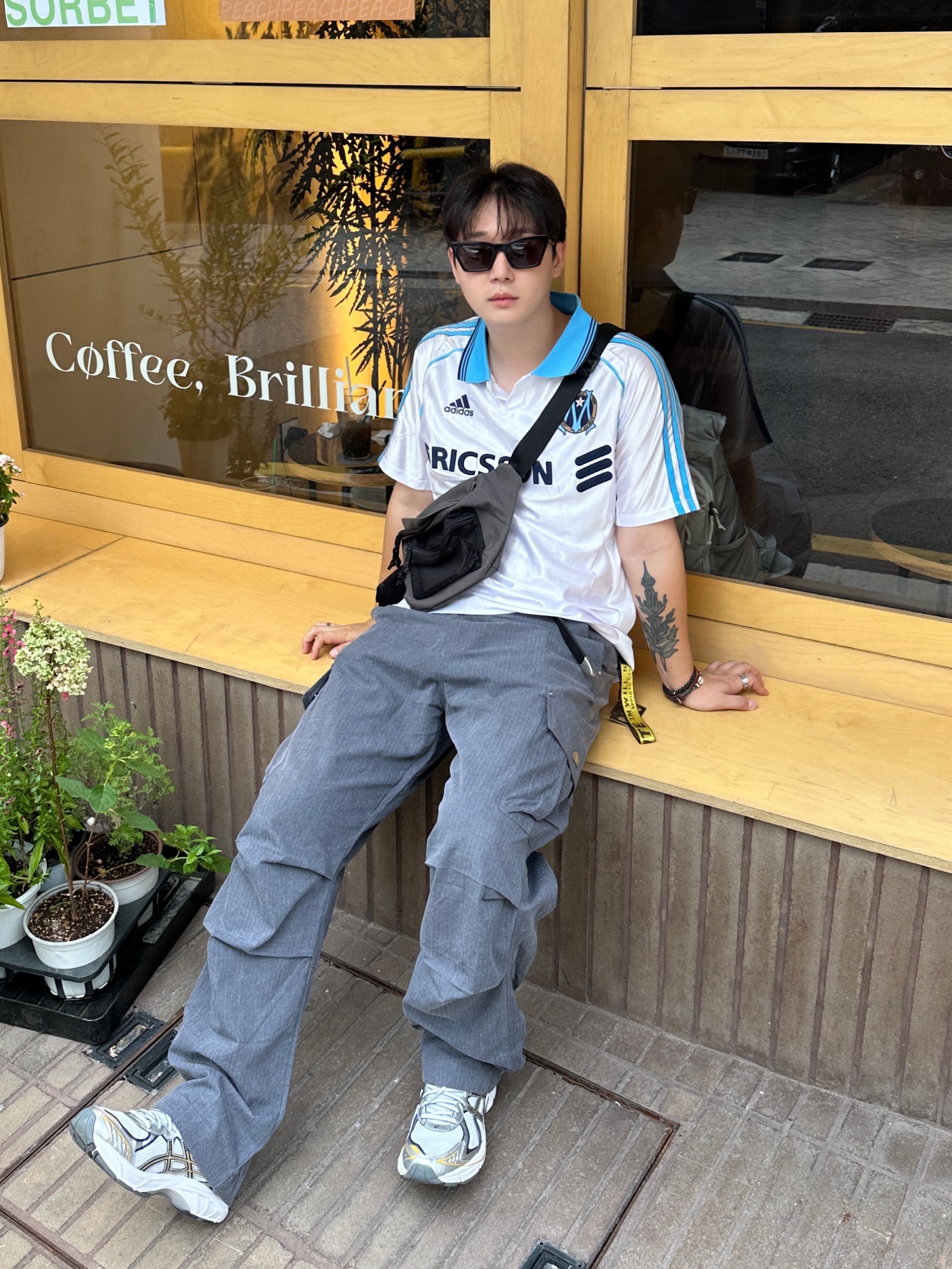 권영후 (@0_hxx_) 님의 게시물 | KREAM