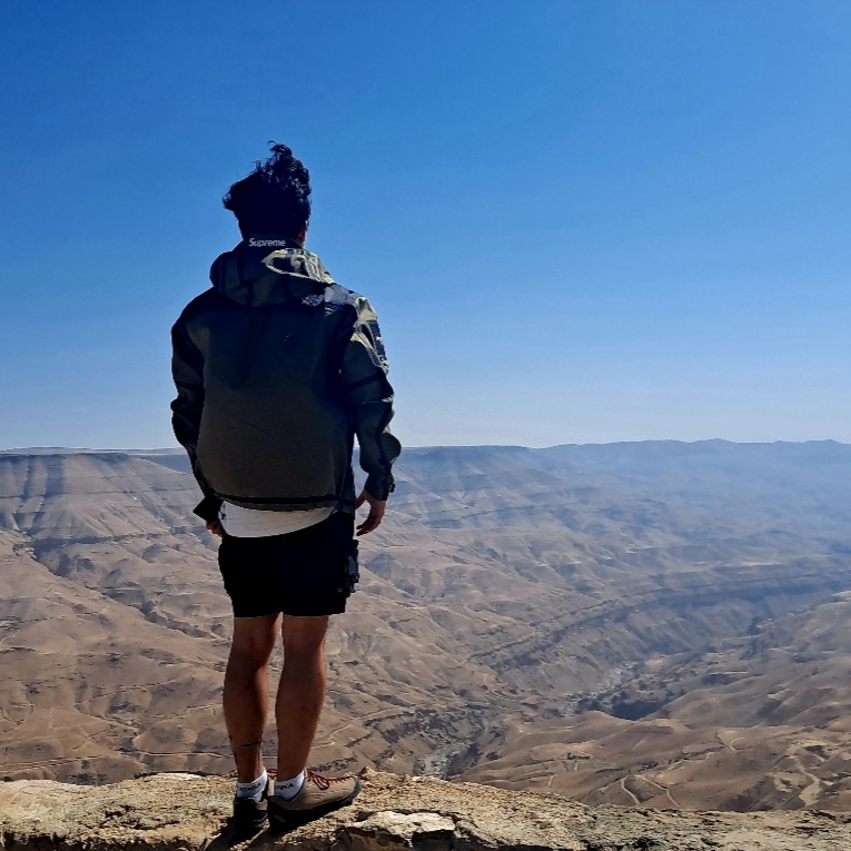 손은혁 (@narsson) 님의 게시물 | KREAM