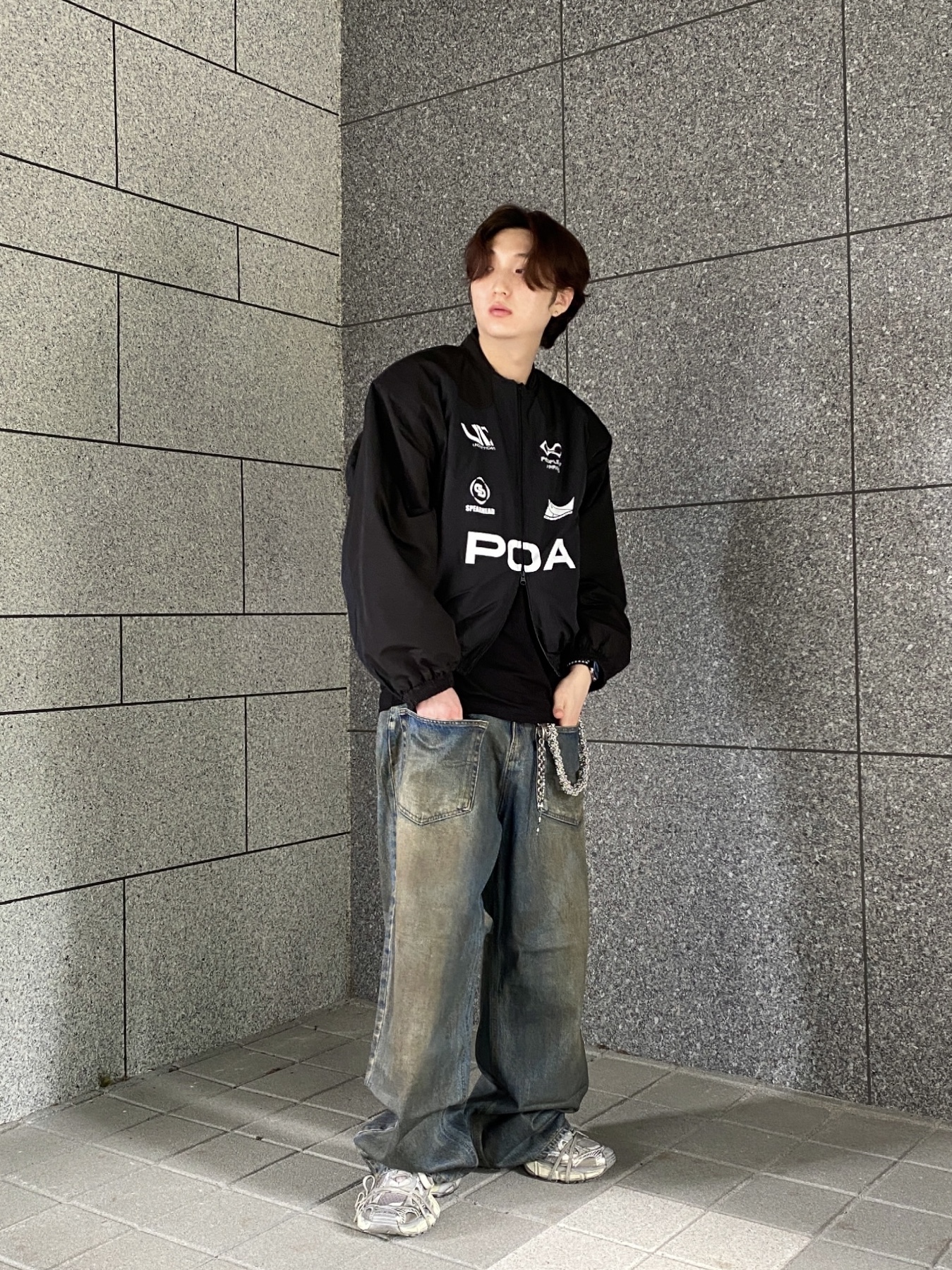 @𝙜𝙠𝙖𝙬𝙡𝙜𝙣𝙨(𝙎𝙝... (@gkawlgns) 님의 게시물 | KREAM