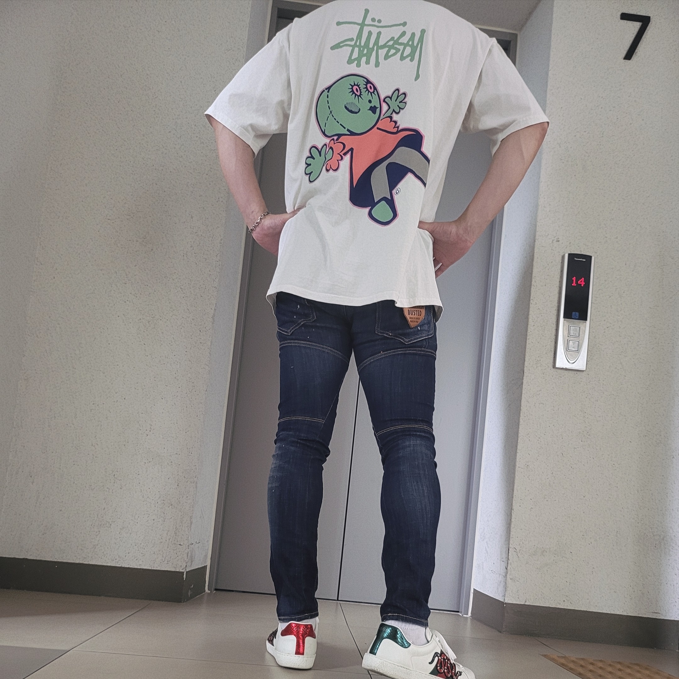 176/74/260 (@b10054) 님의 게시물 | KREAM