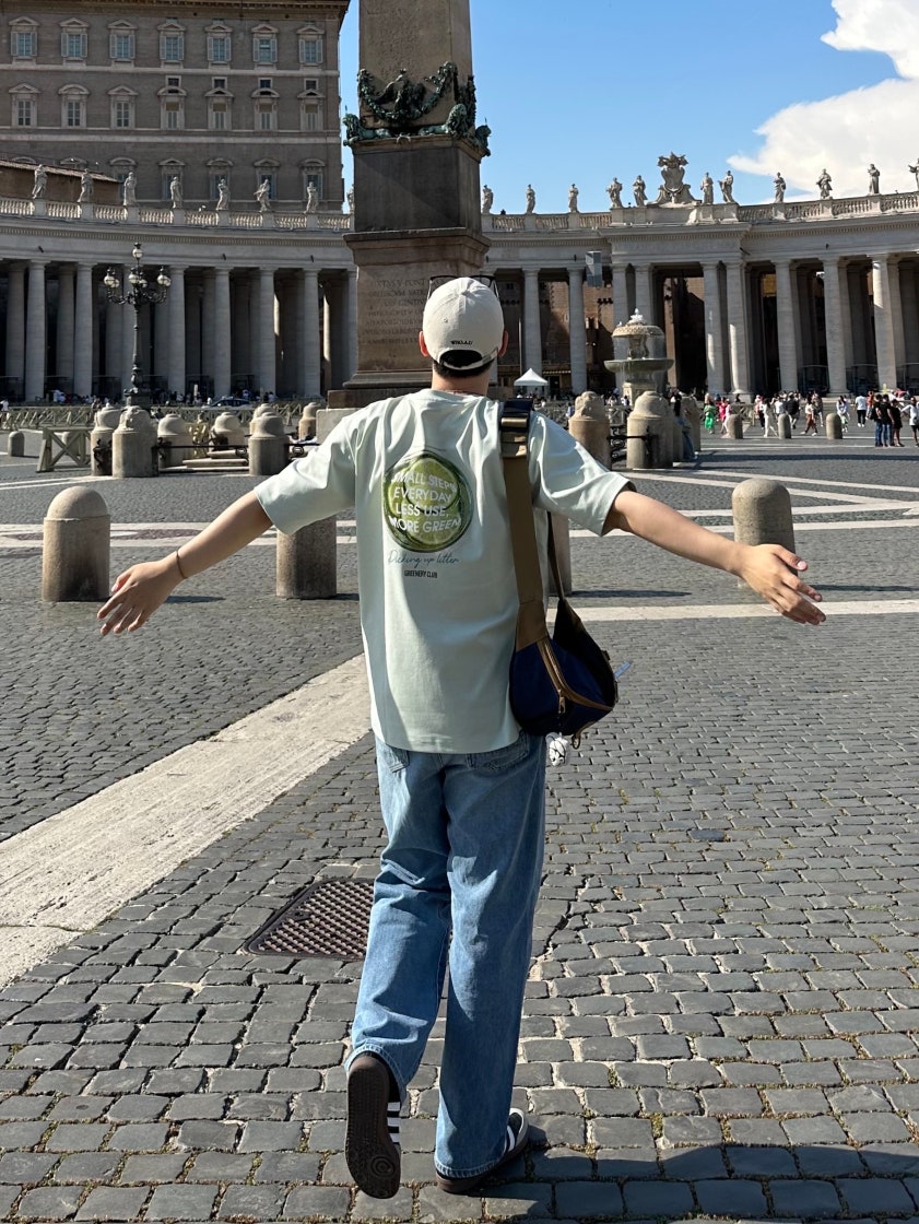 권영후 (@0_hxx_) 님의 게시물 | KREAM