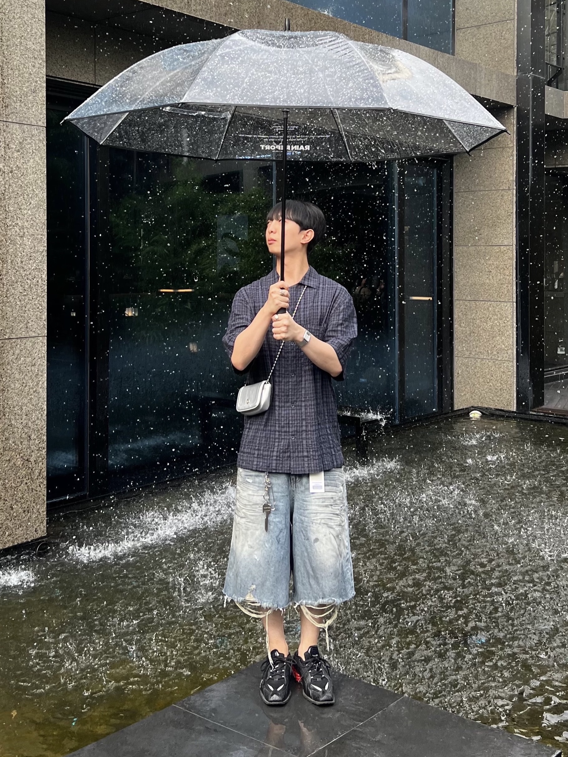 소코년 (@sonyunko) 님의 게시물 | KREAM