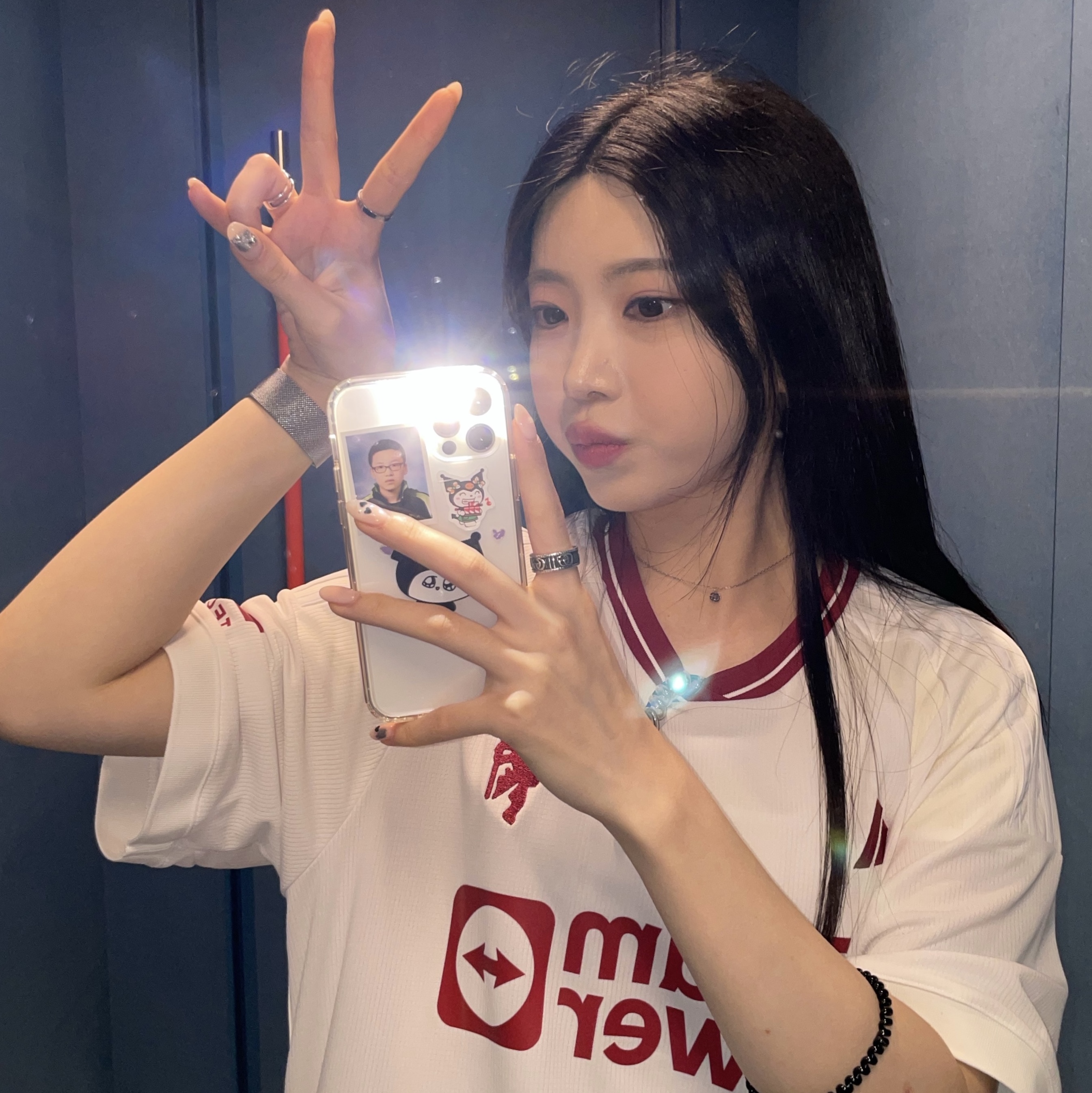 횾인 (@j.2e_) 님의 게시물 | KREAM