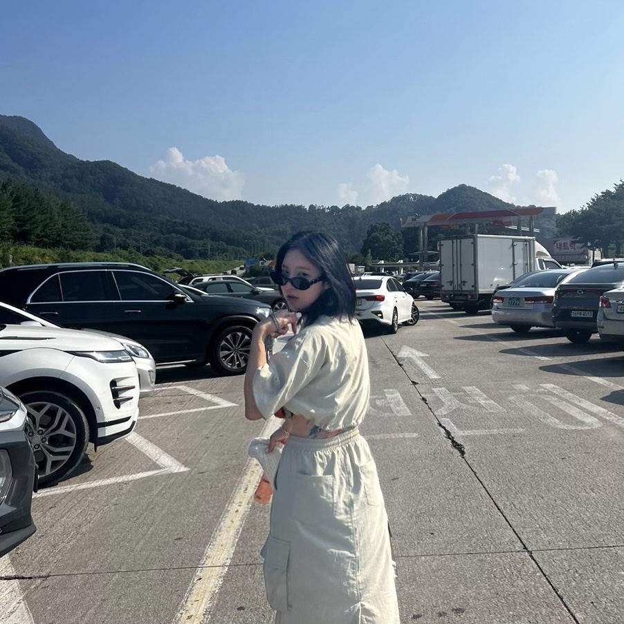 gpwb93 (@55z2ml) 님의 게시물 | KREAM