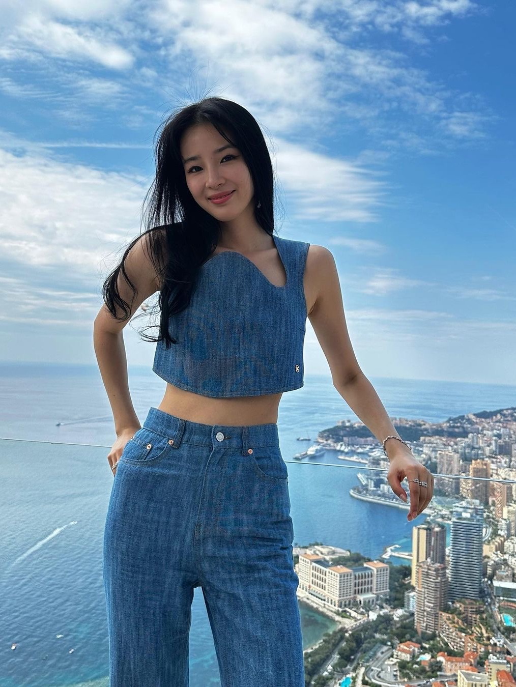 Yuppie (@archive_eve...) 님의 게시물 | KREAM