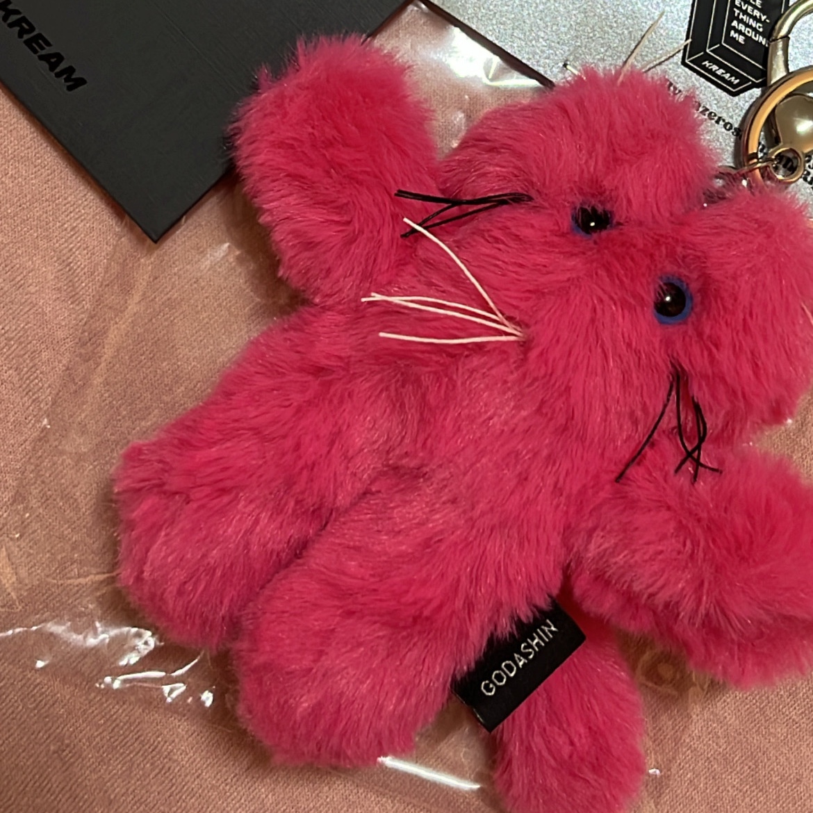 밍꾸 (@mminggu) 님의 게시물 | KREAM