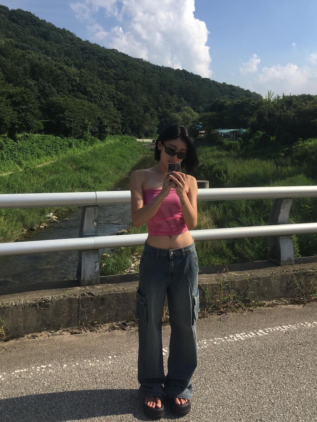 That girl (@style_everyday) 님의 게시물 | KREAM