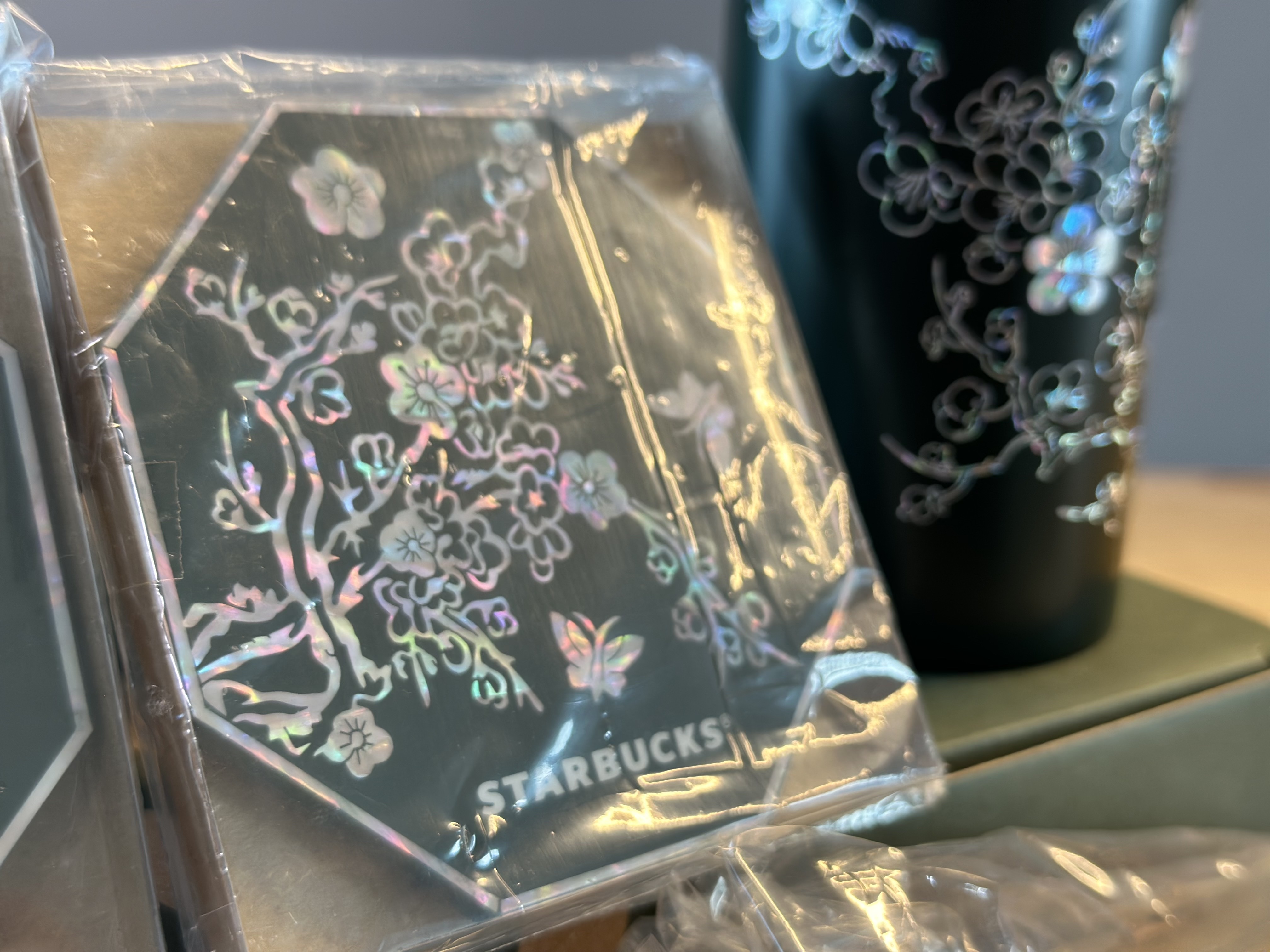 tecky (@tecky) 님의 게시물 | KREAM