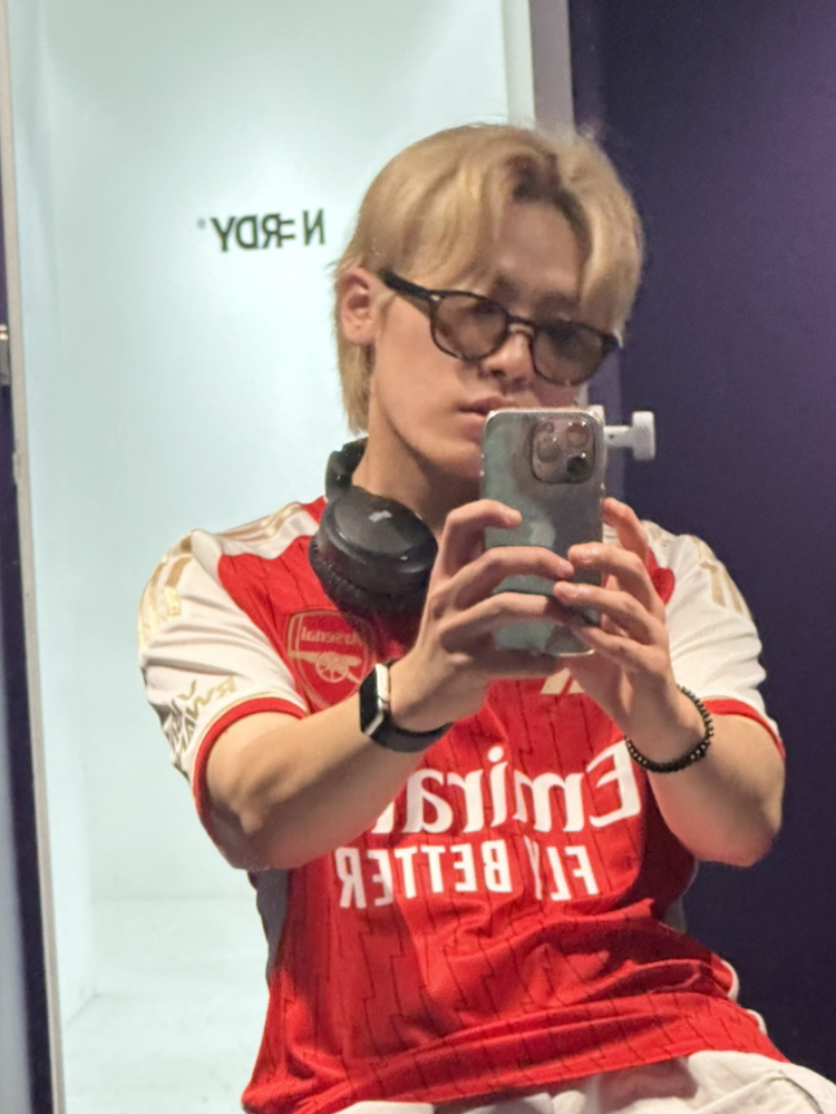 우현 (@hj_nn_na) 님의 태그 상품 | KREAM