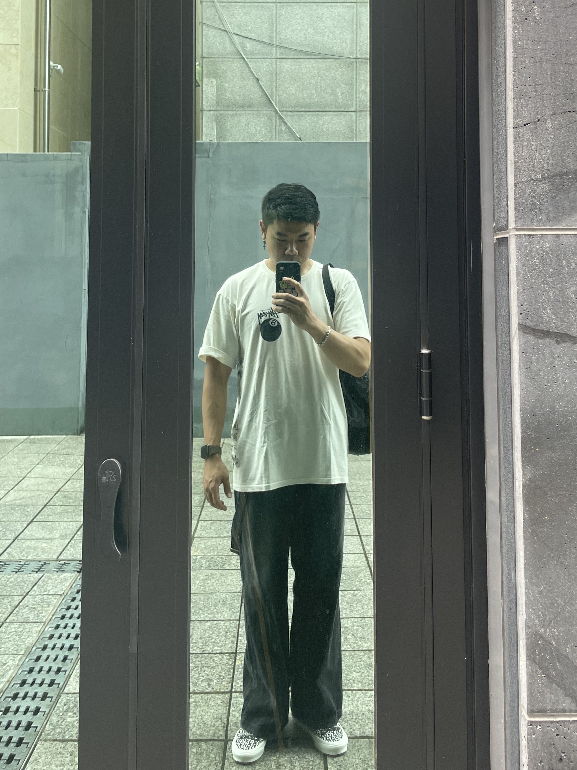 배경빈 (@jh2bae) 님의 게시물 | KREAM