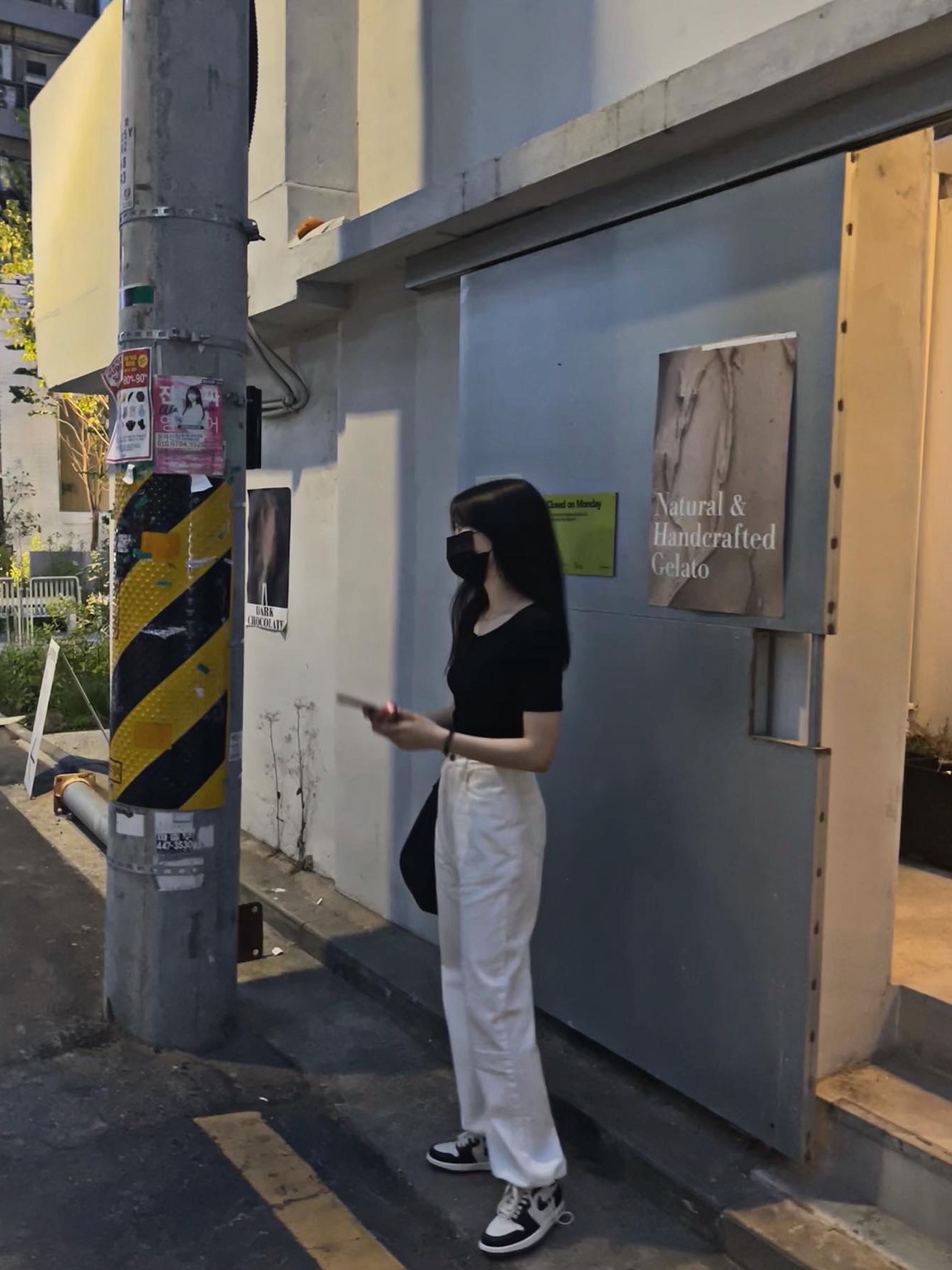 🤫 (@lalaloo) 님의 게시물 | KREAM