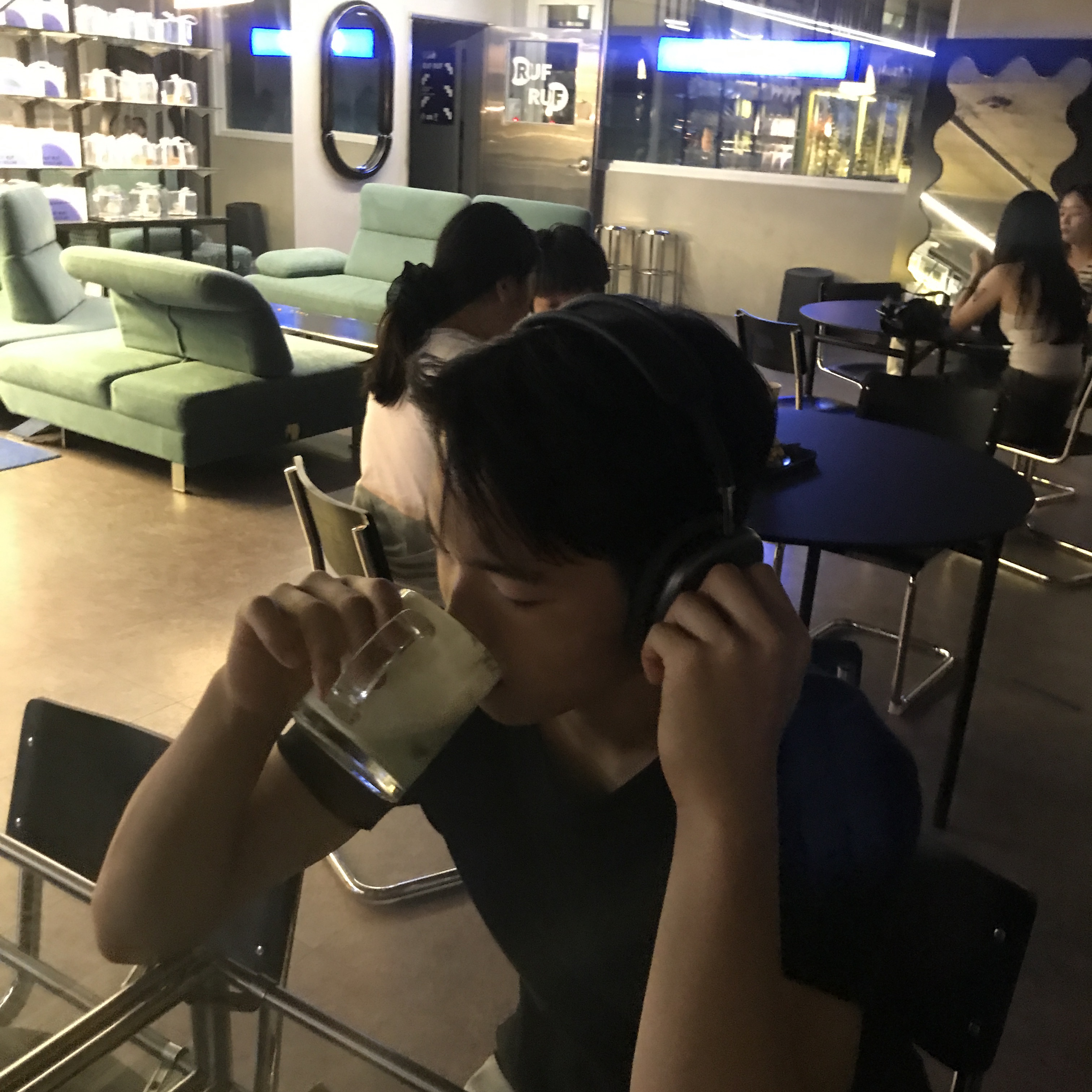 xftfwfj26c (@0l76f1) 님의 게시물 | KREAM