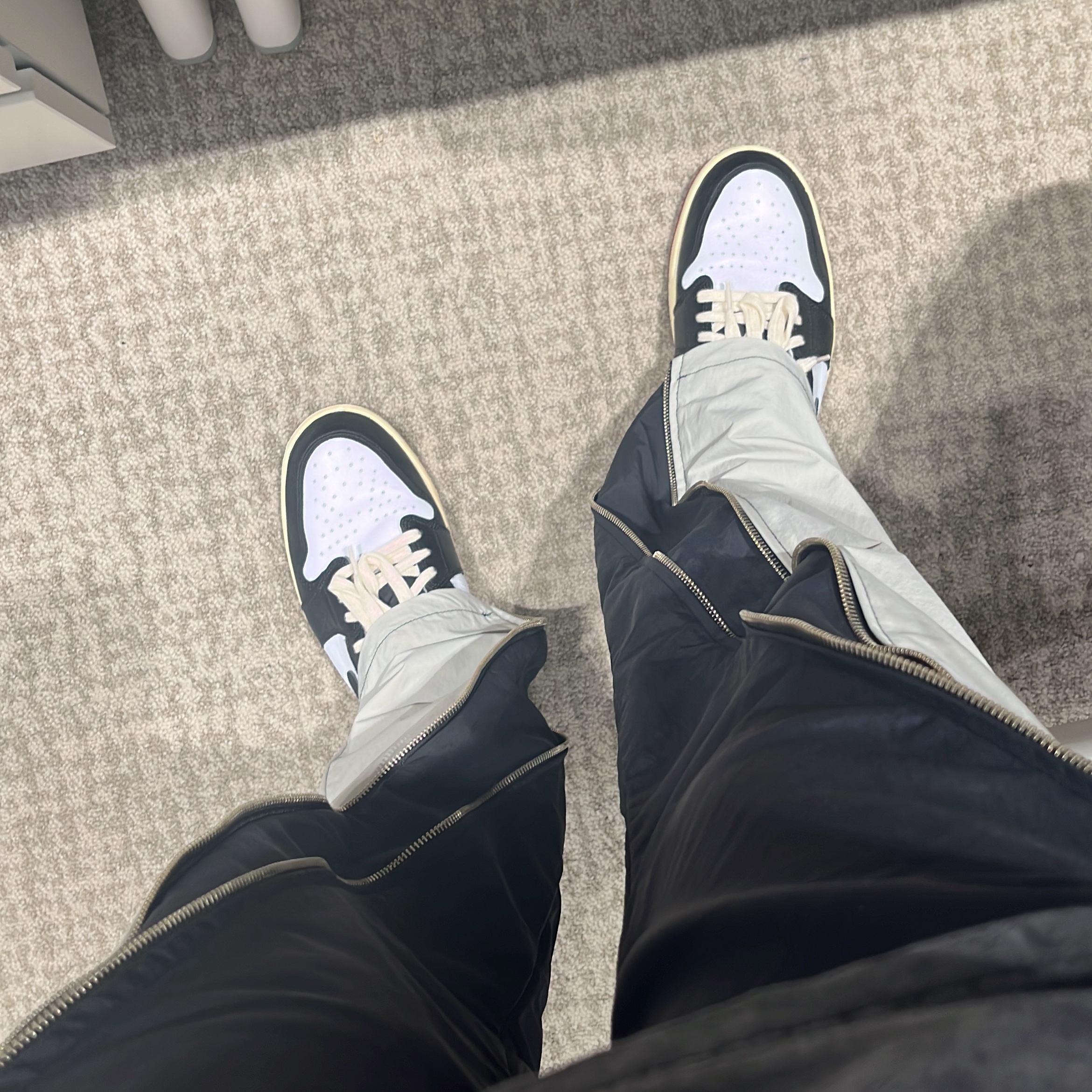 쌍내 (@zzuro_lee) 님의 게시물 | KREAM