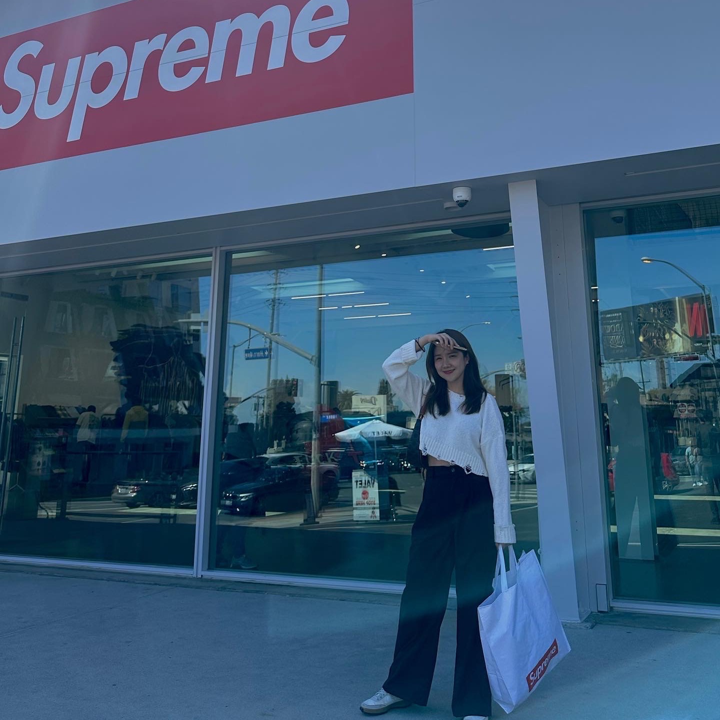 윤블 (@deb_lee) 님의 게시물 | KREAM