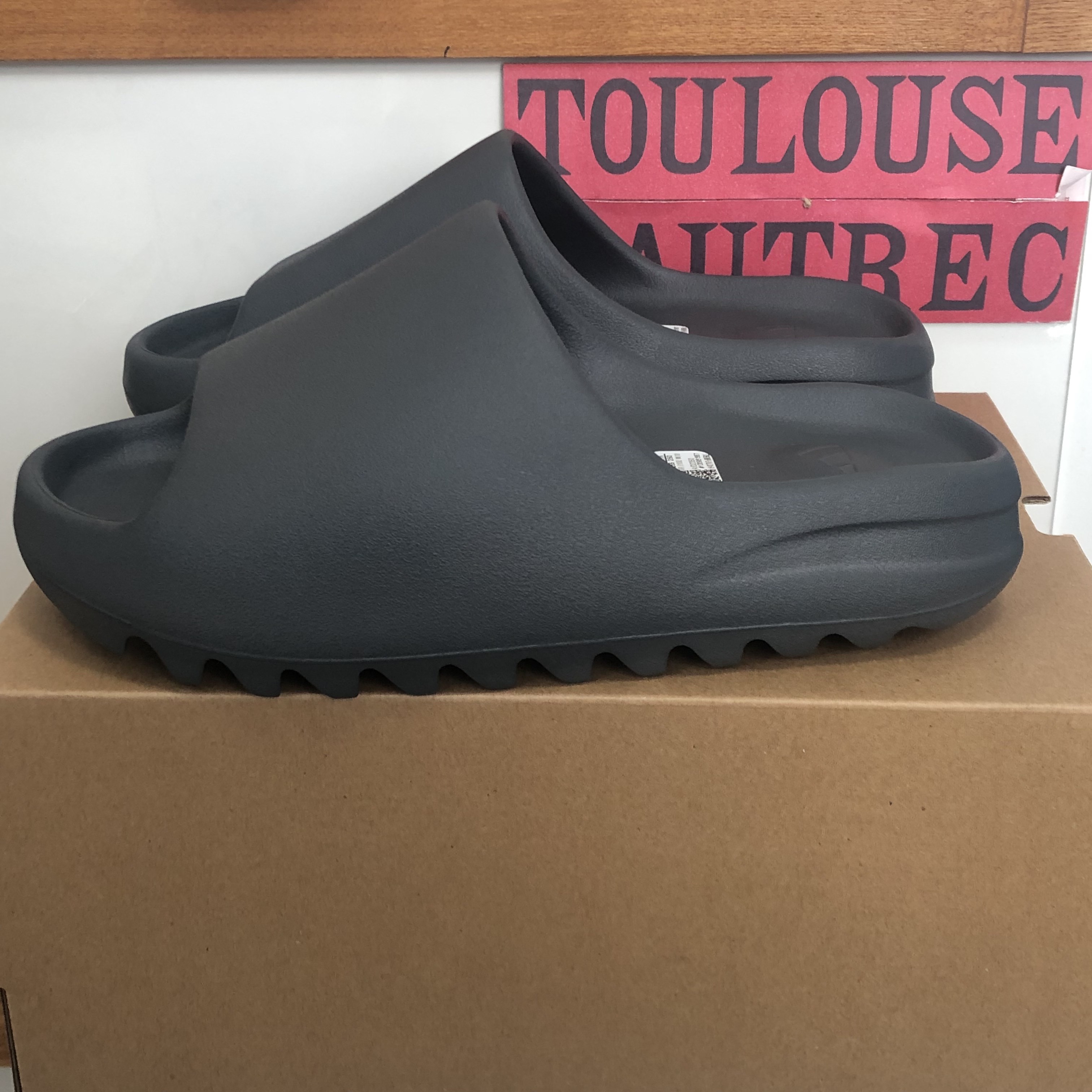 김또깡 (@kimmm_do) 님의 게시물 | KREAM