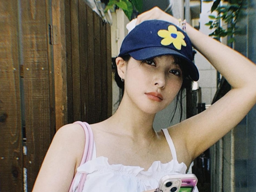 걸그룹 패션 수집가 🫧 (@girlsc0llec...) 님의 게시물 | KREAM