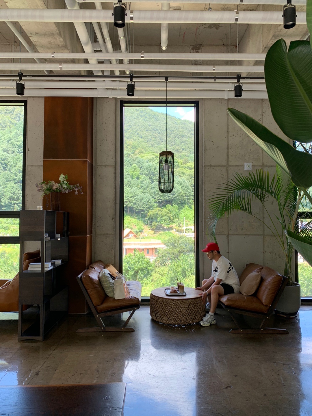 심심풀이 (@ysk2915) 님의 게시물 | KREAM