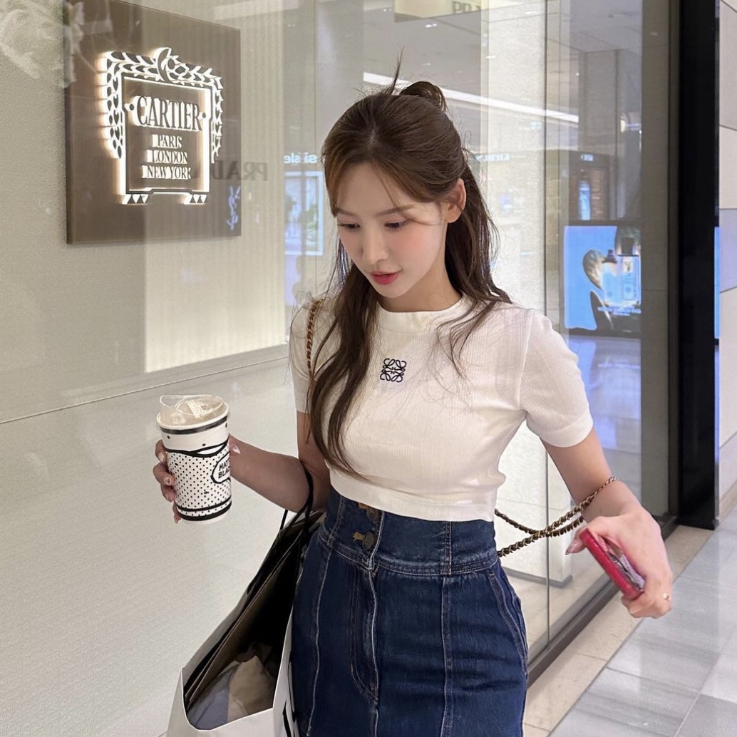 get shopping... (@wish1ist) 님의 게시물 | KREAM