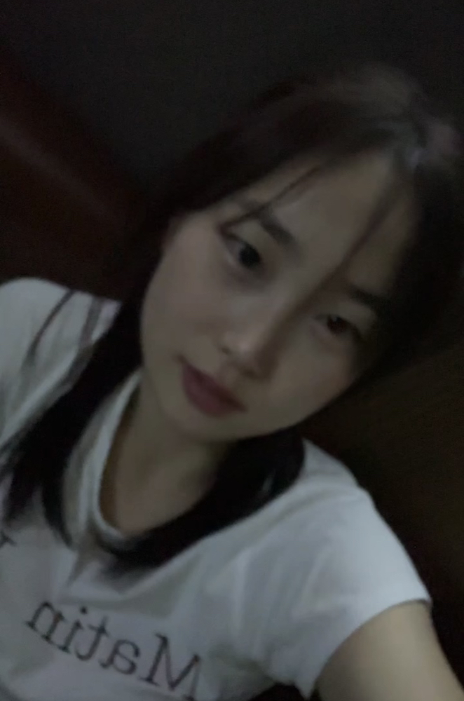 바콩 (@yeon_ju__park) 님의 게시물 | KREAM