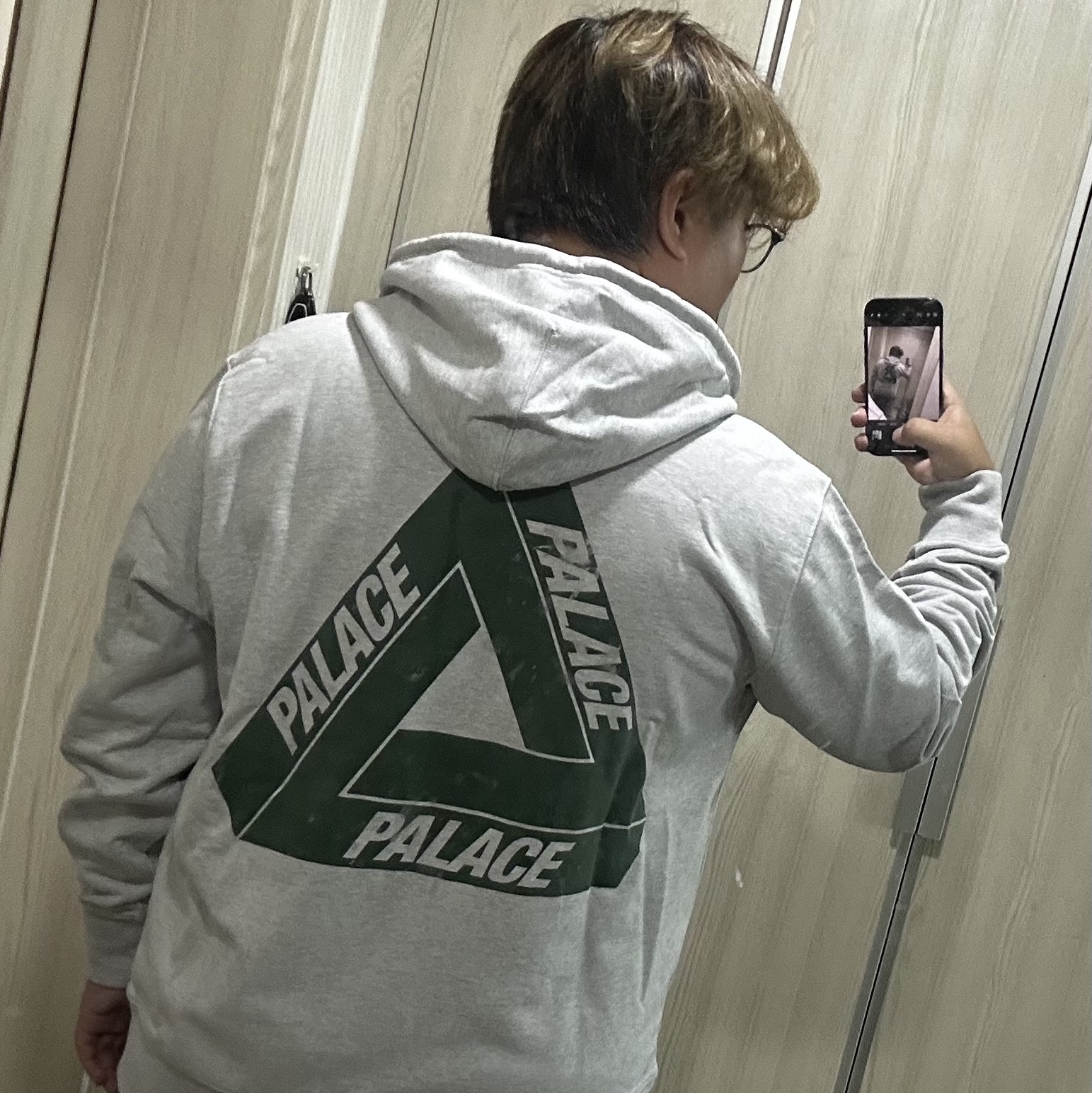 올해 마지막 Palace | KREAM