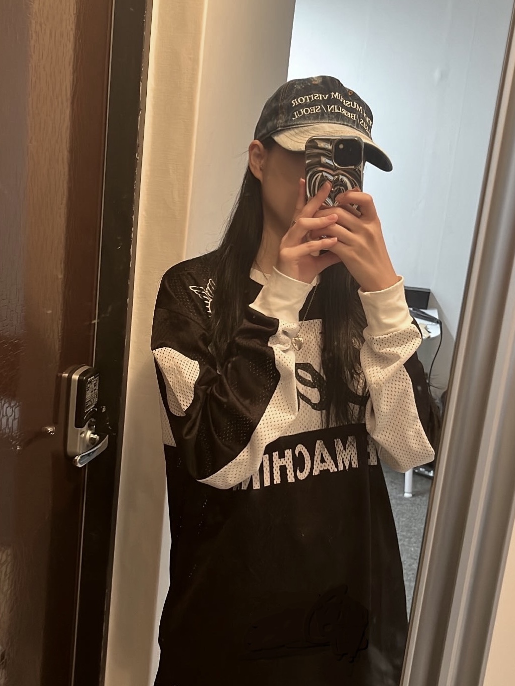 💭 (@bczte) 님의 게시물 | KREAM