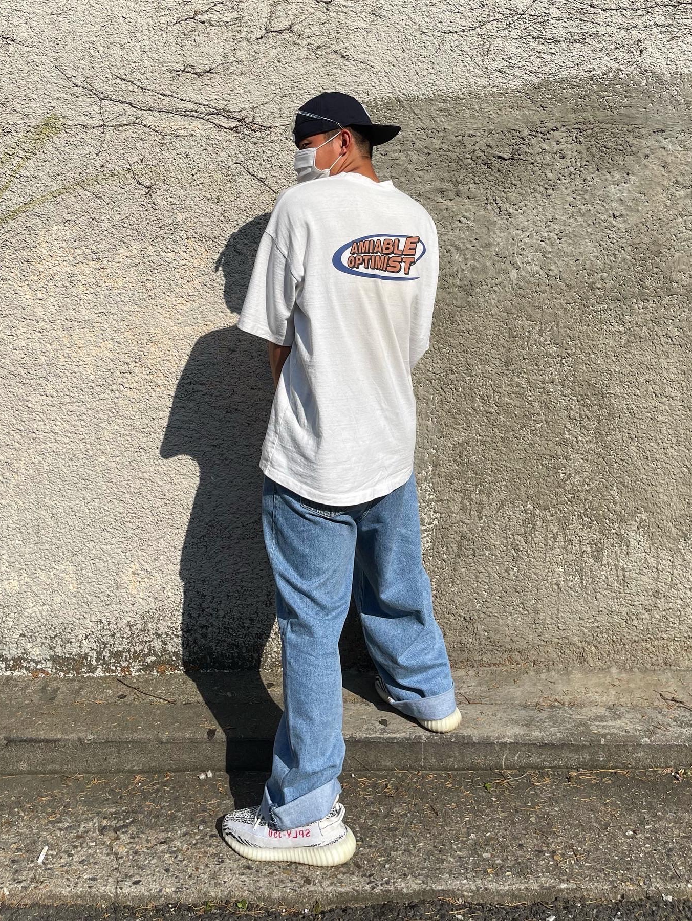 힐끔힐끔🫣🫣 | KREAM