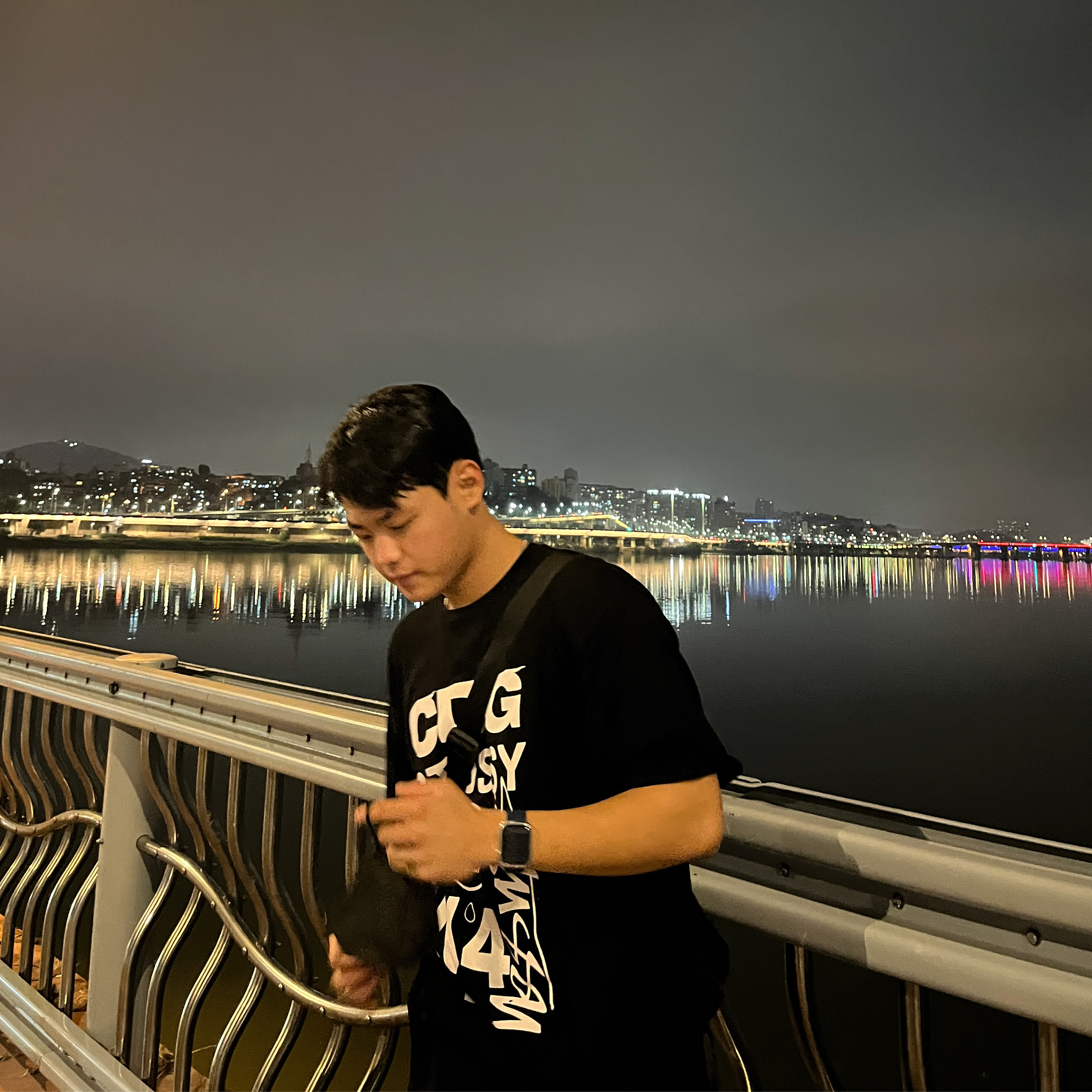 생크림 (@sin_star___) 님의 게시물 | KREAM