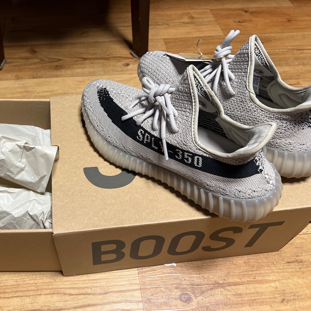 guswls183939 (@_jin_xcc) 님의 게시물 | KREAM