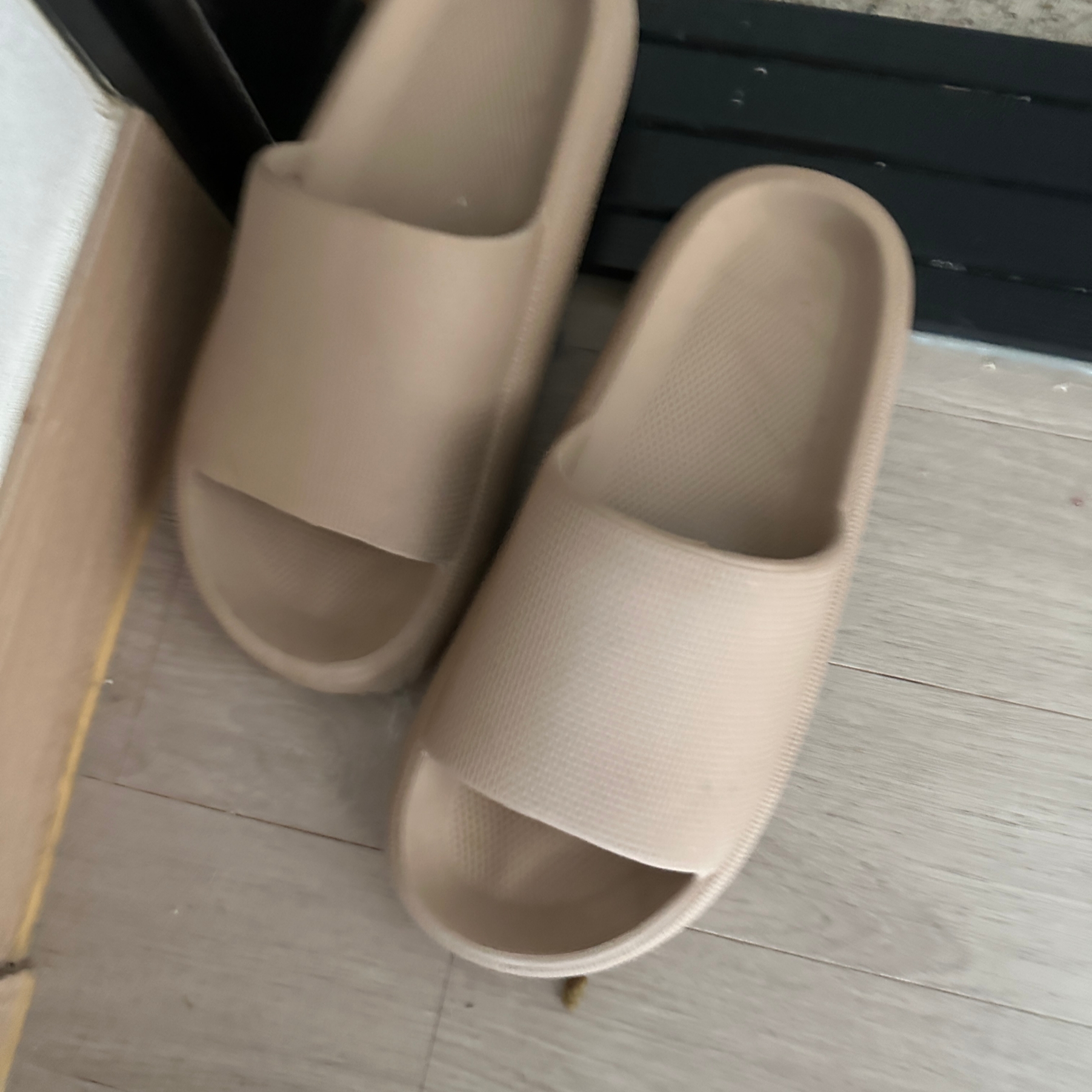 첫번째사진3천원짜리 두번째사진 정품 | KREAM