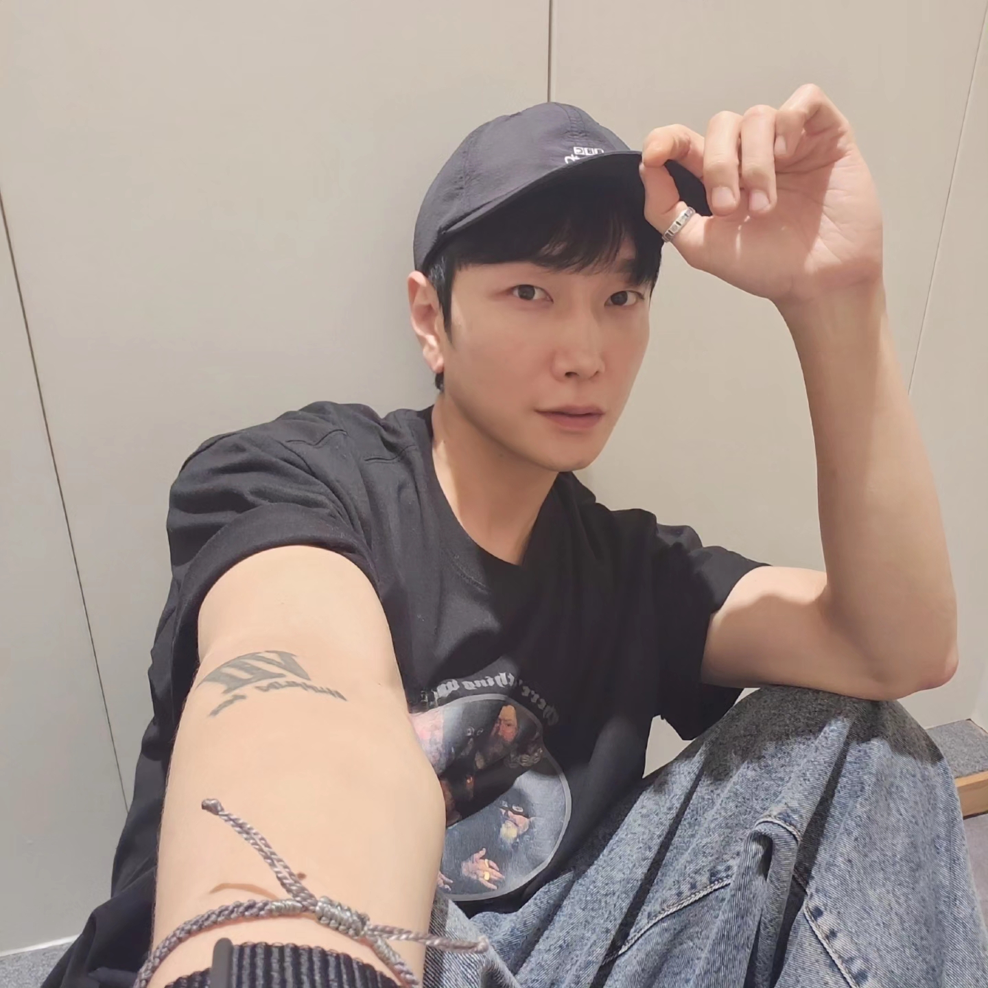 오늘은 추억에 y2k 갬성 | KREAM