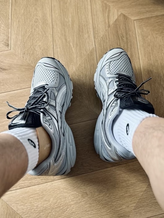 조단 (@god_hot) 님의 게시물 | KREAM