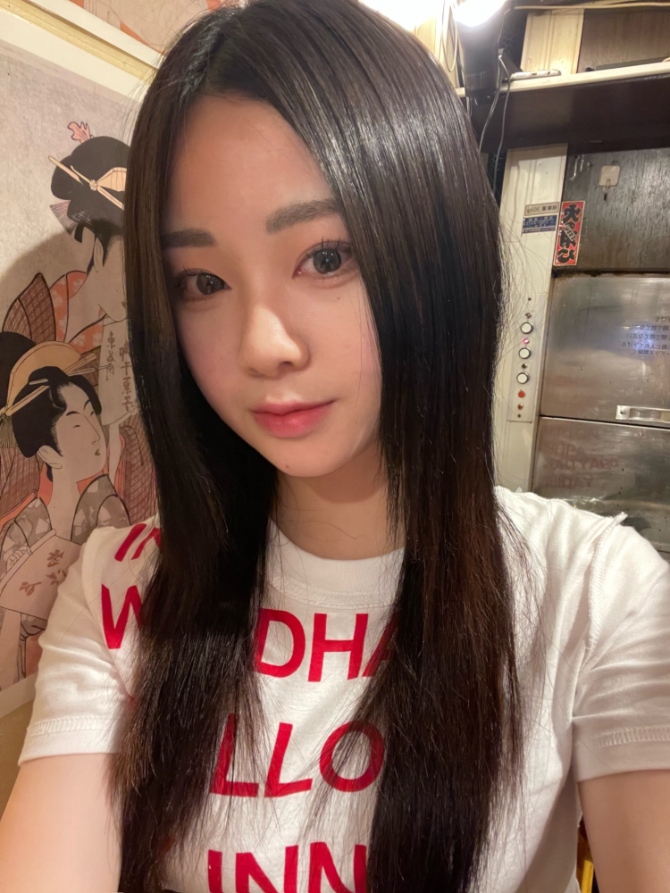 믽 (@qprn_) 님의 게시물 | KREAM