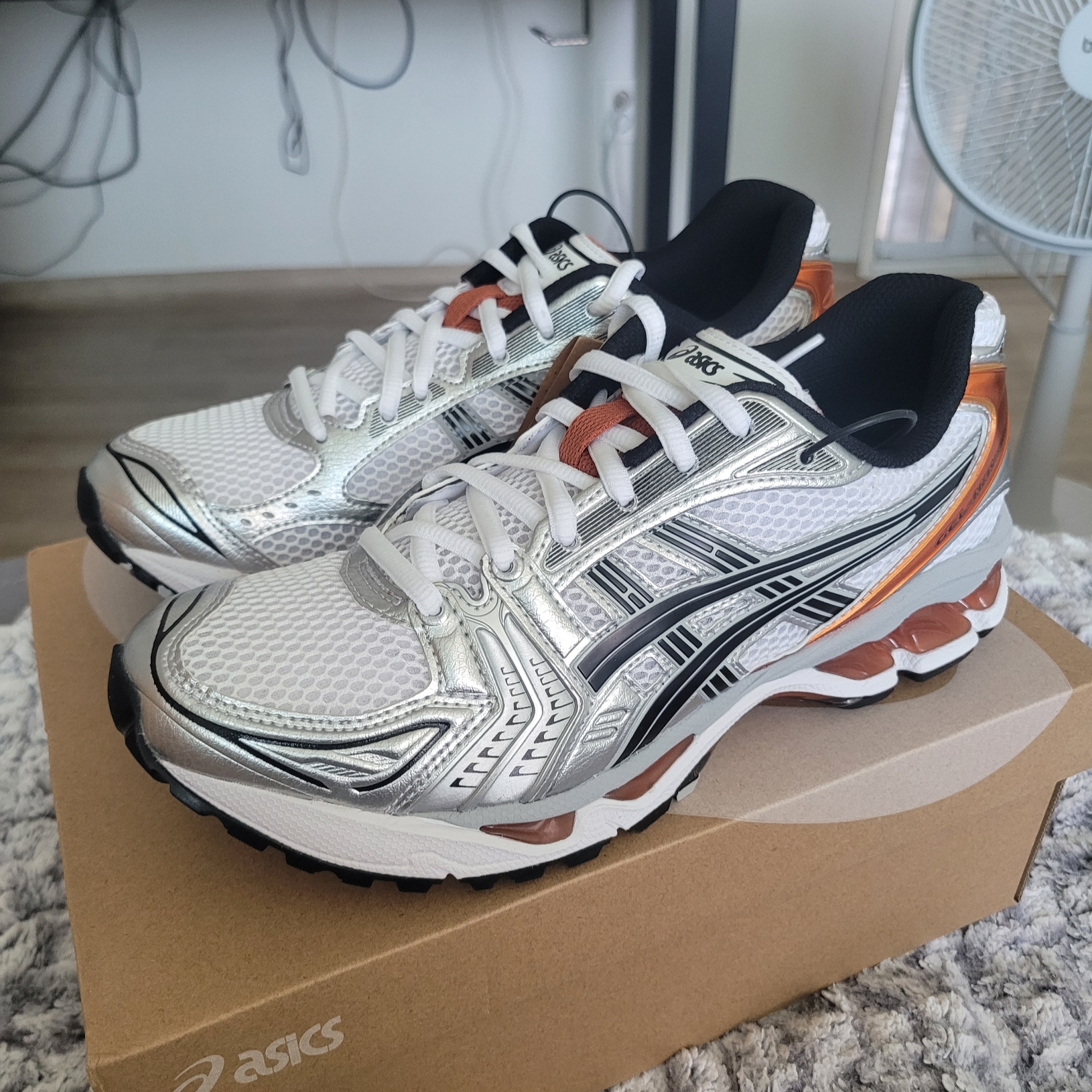 이재홍 (@hong3023) 님의 게시물 | KREAM