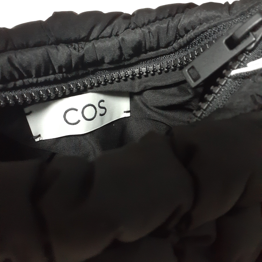 (@macaronron) 님의 게시물 | KREAM