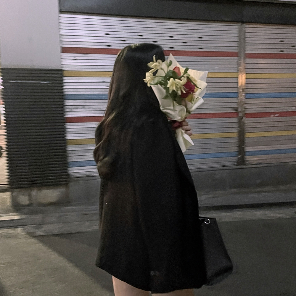 유림 (@rose_x_you) 님의 게시물 | KREAM