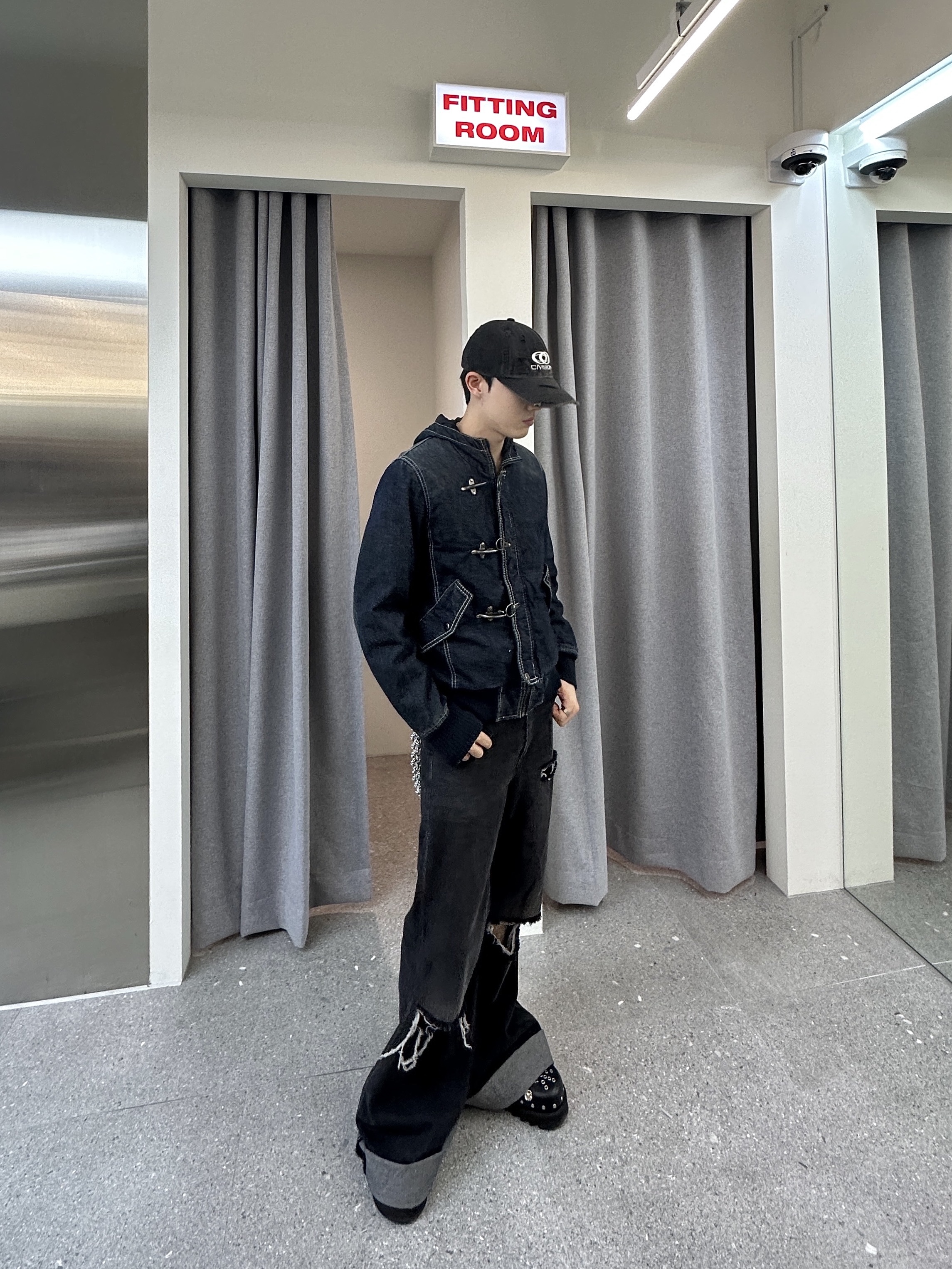 . (@eqhu3n) 님의 게시물 | KREAM