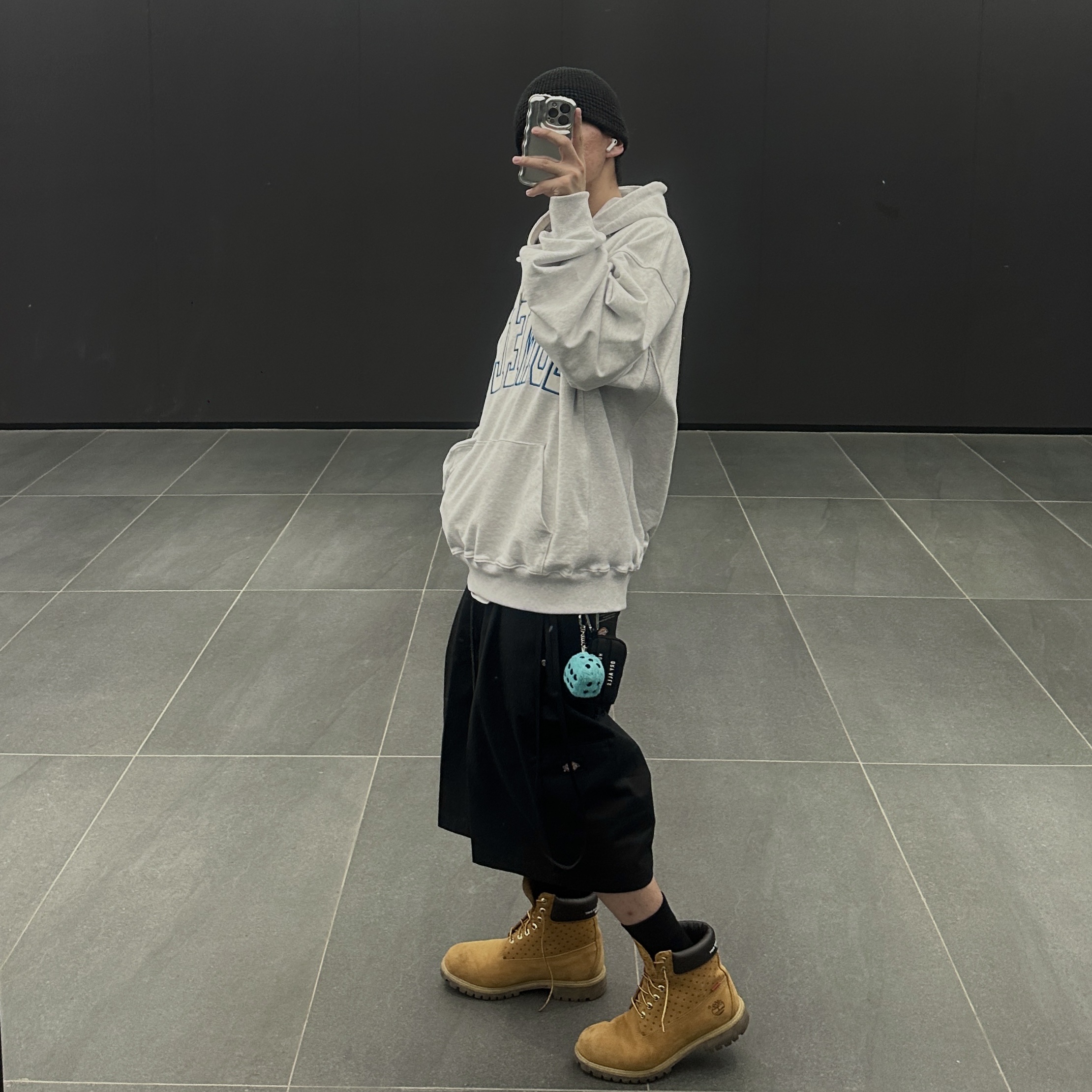 (@ho_jxng) 님의 게시물 | KREAM