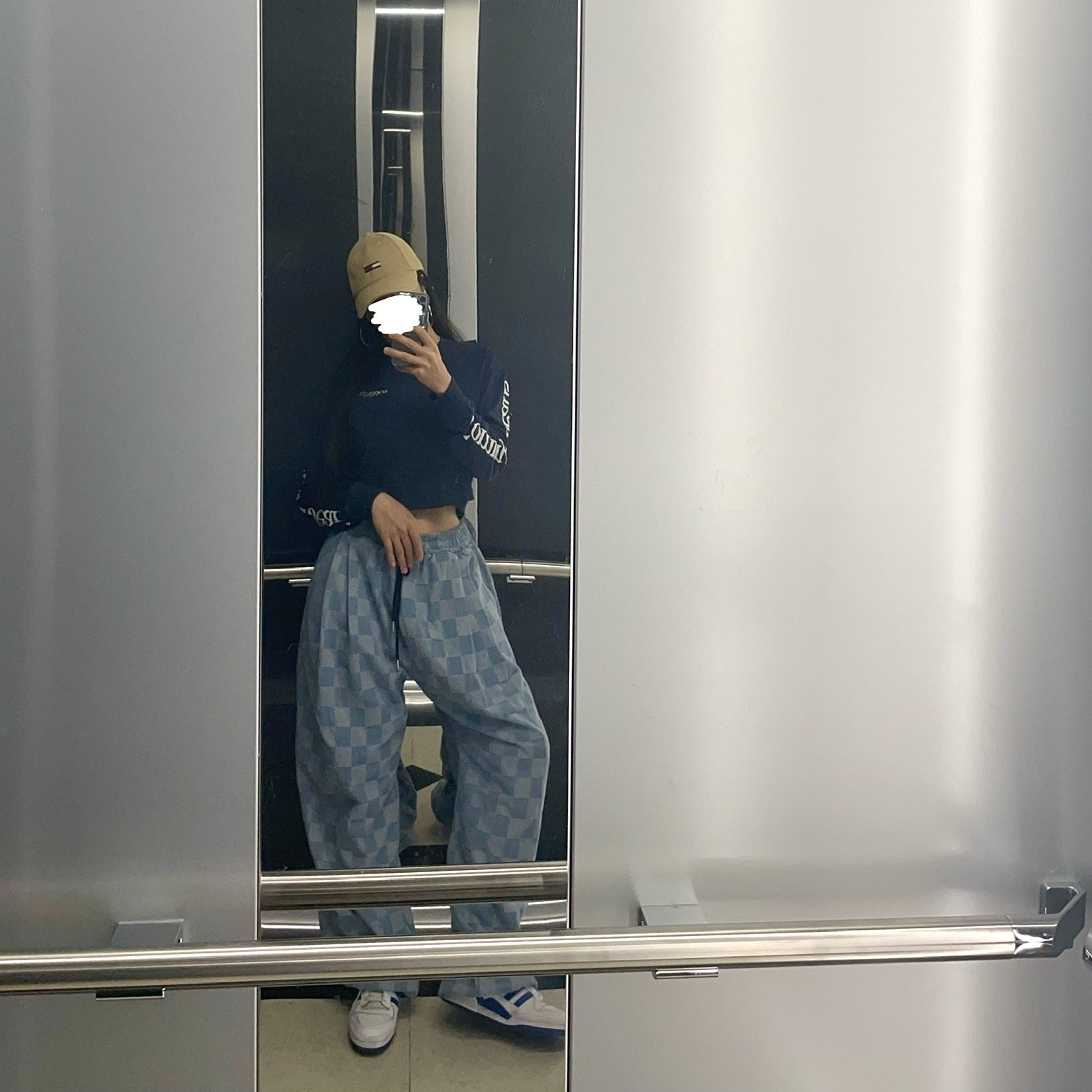 (@zn8p50) 님의 게시물 | KREAM